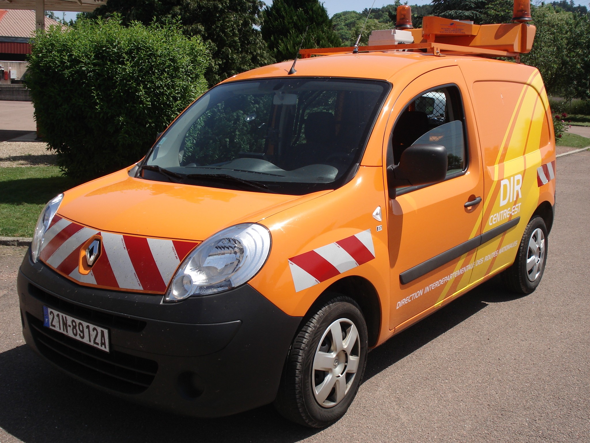 Les vehicules d'autoroute de la DDE et de la DIR - Page 123 - Auto titre