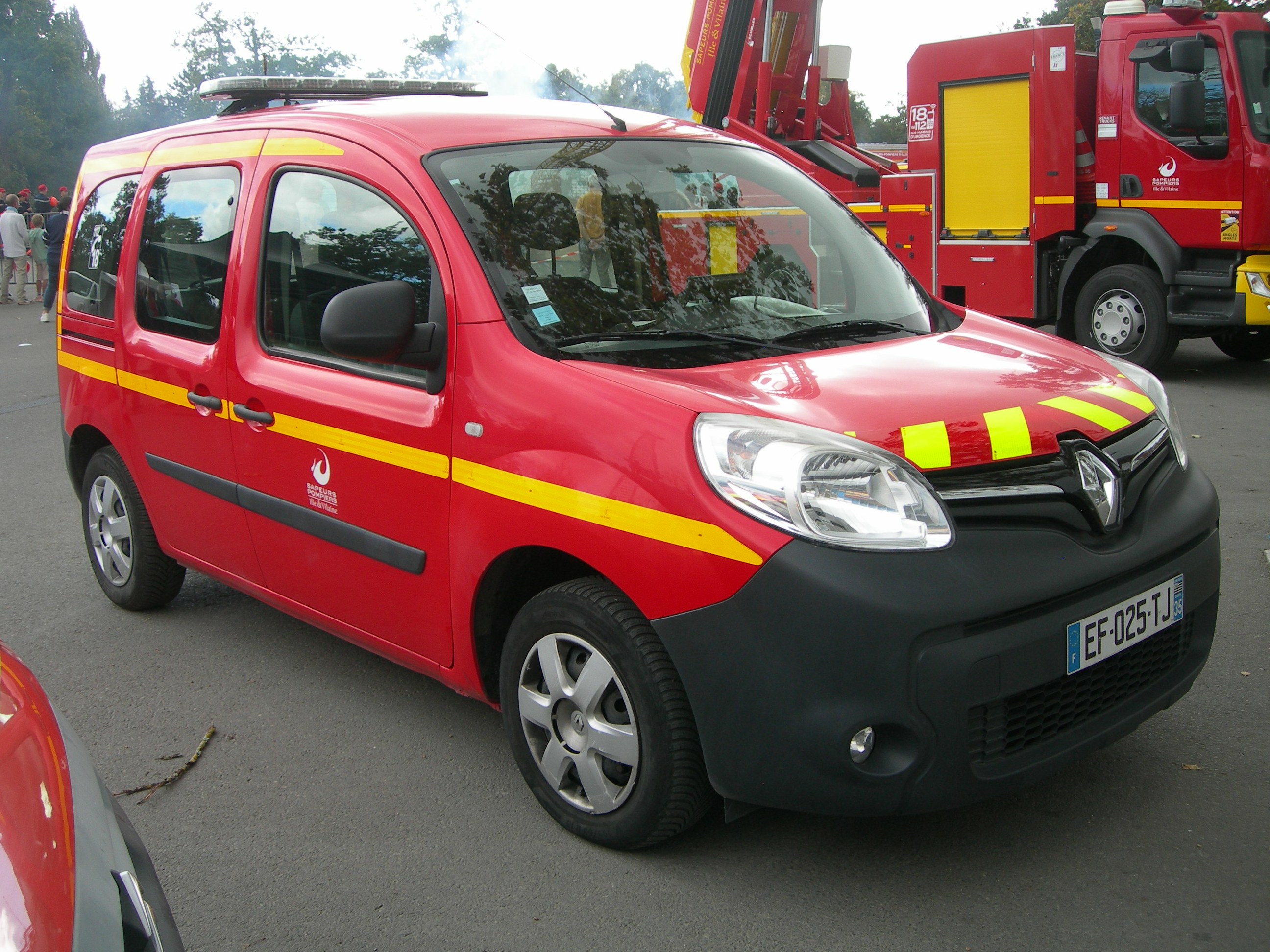 Véhicules des pompiers français - Page 2467 - Auto titre