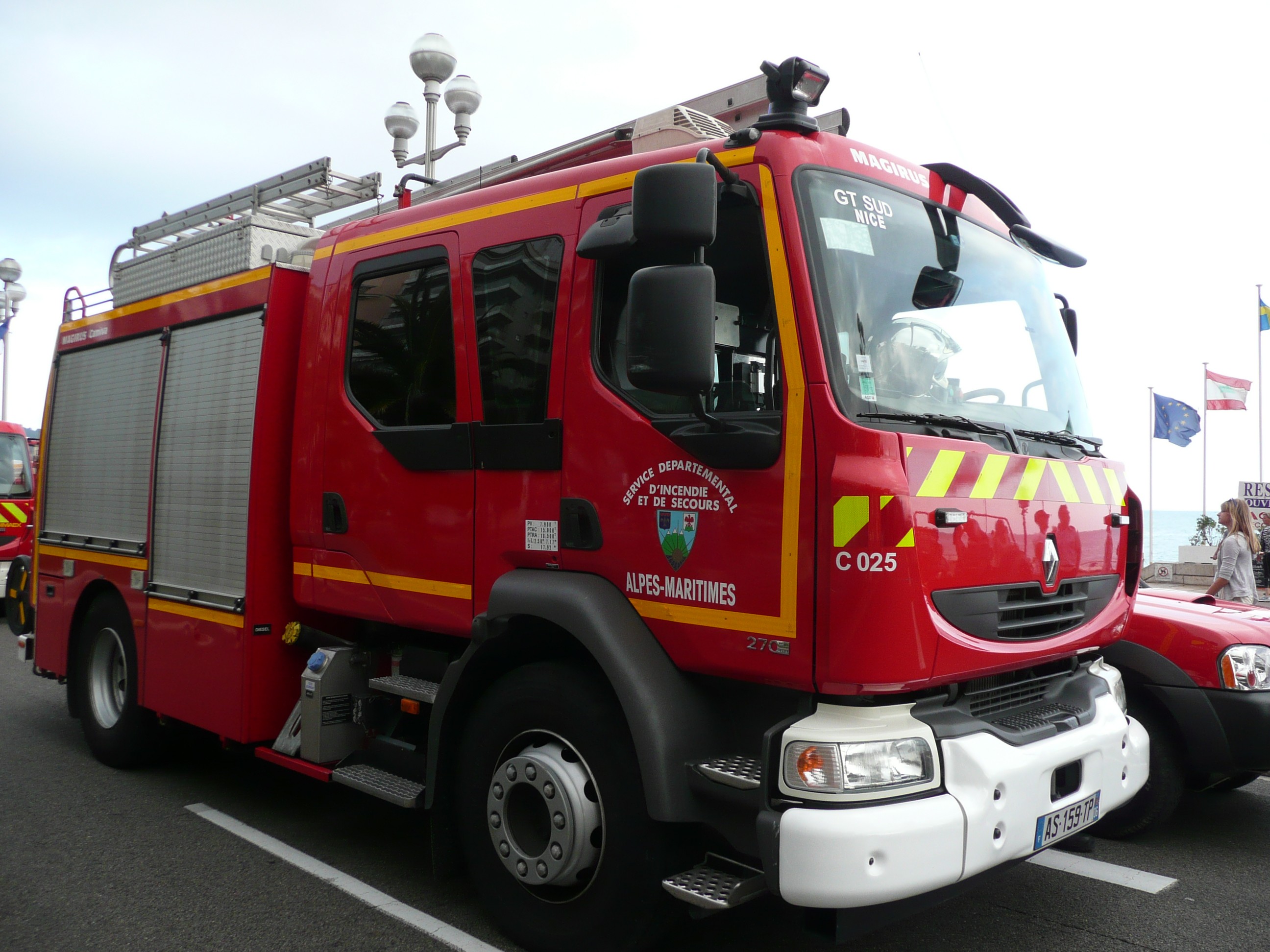 Véhicules des pompiers français - Page 1597 - Auto titre
