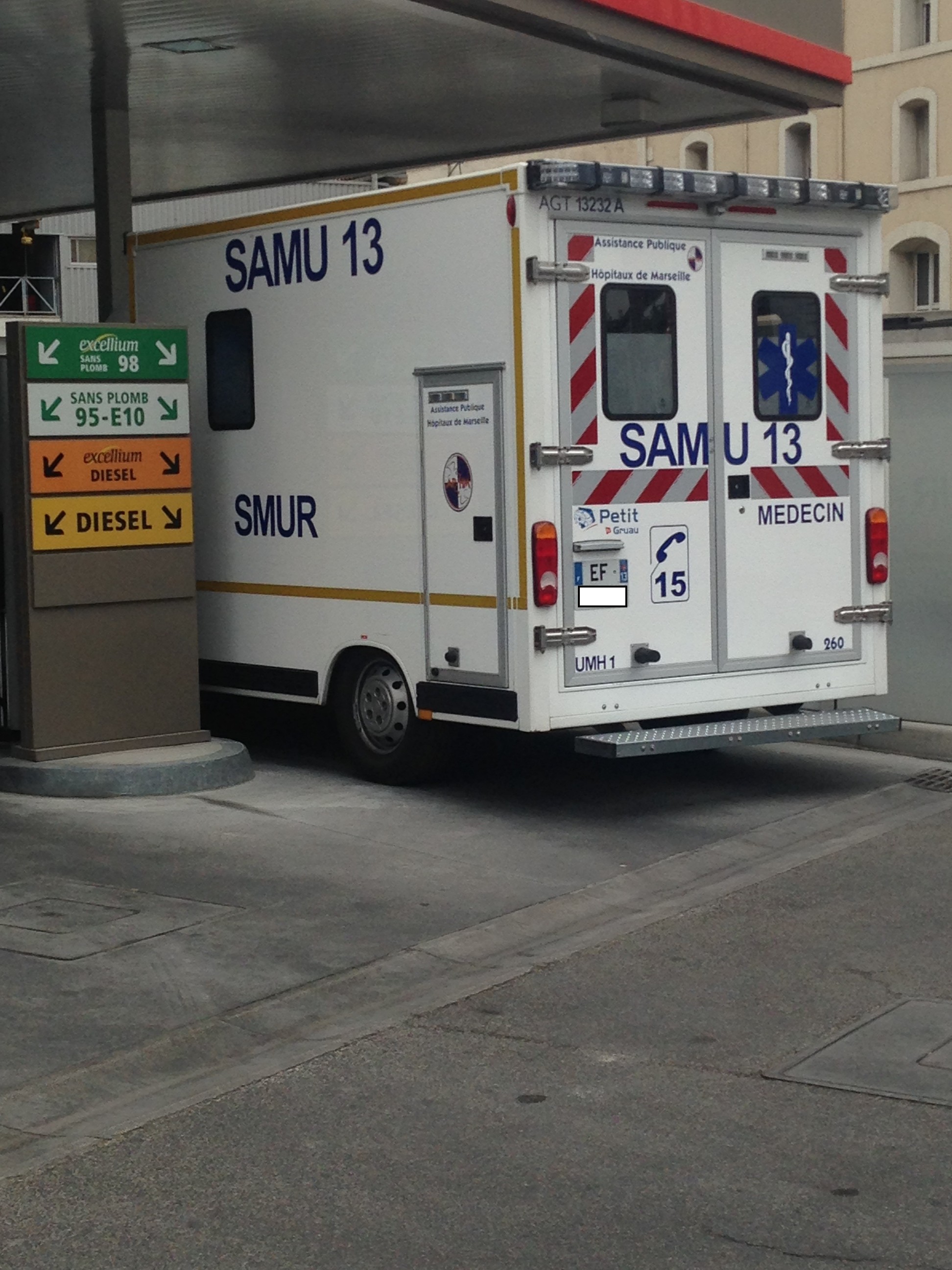 Véhicules SAMU et SMUR [réanimé] - Page 878 - Auto titre