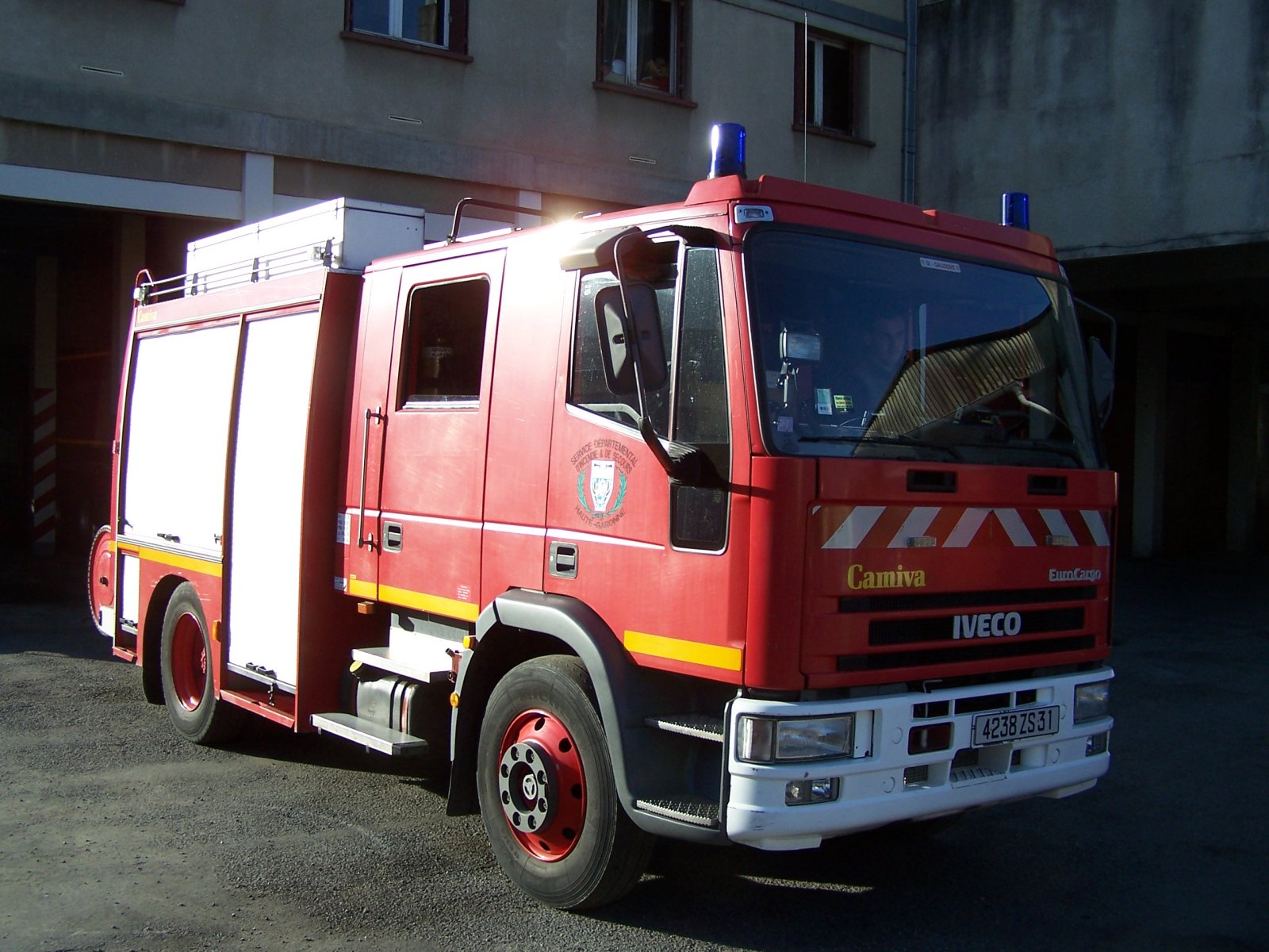 Véhicules des pompiers français - Page 52 - Auto titre