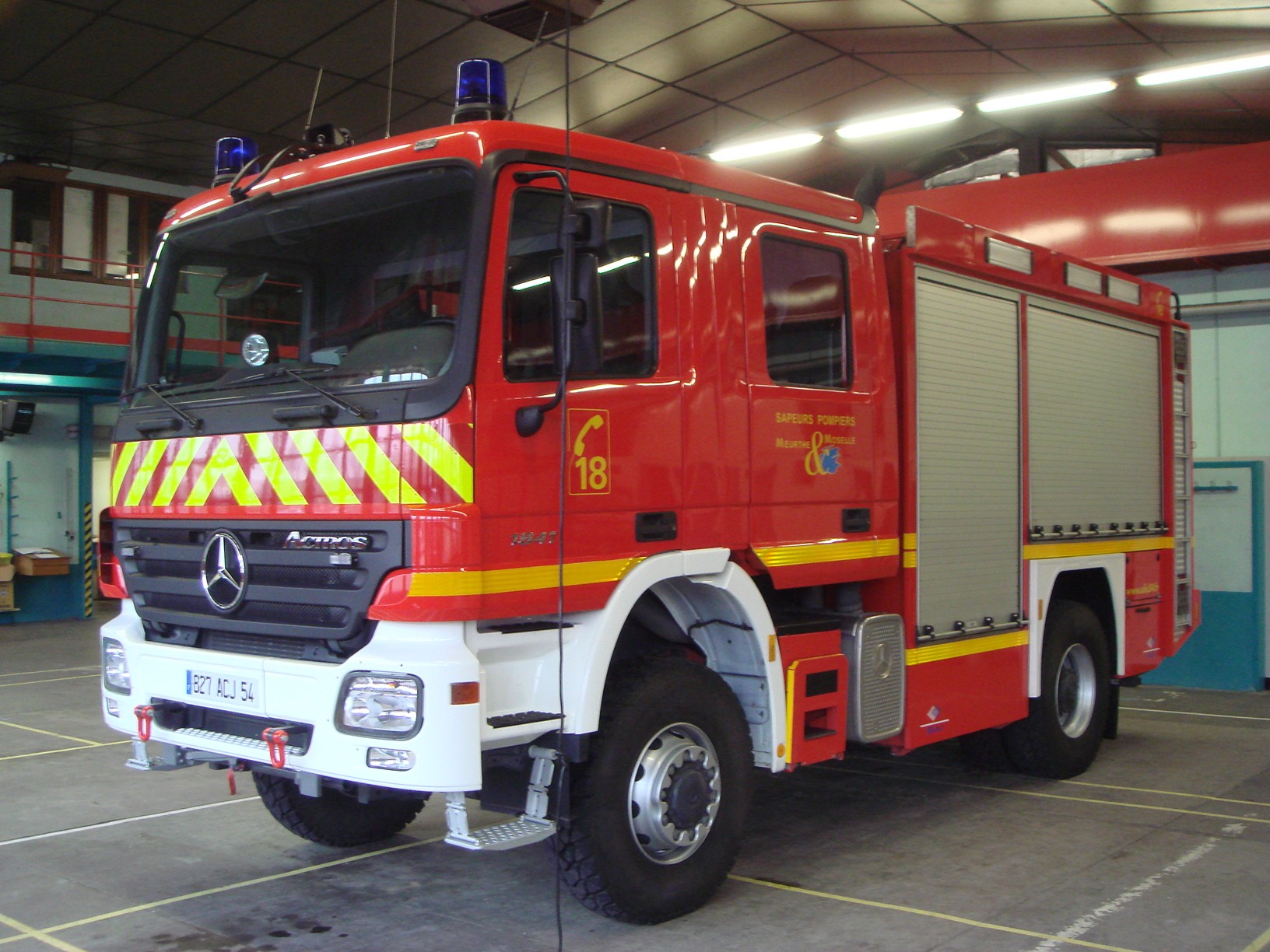 Véhicules des pompiers français - Page 348 - Auto titre