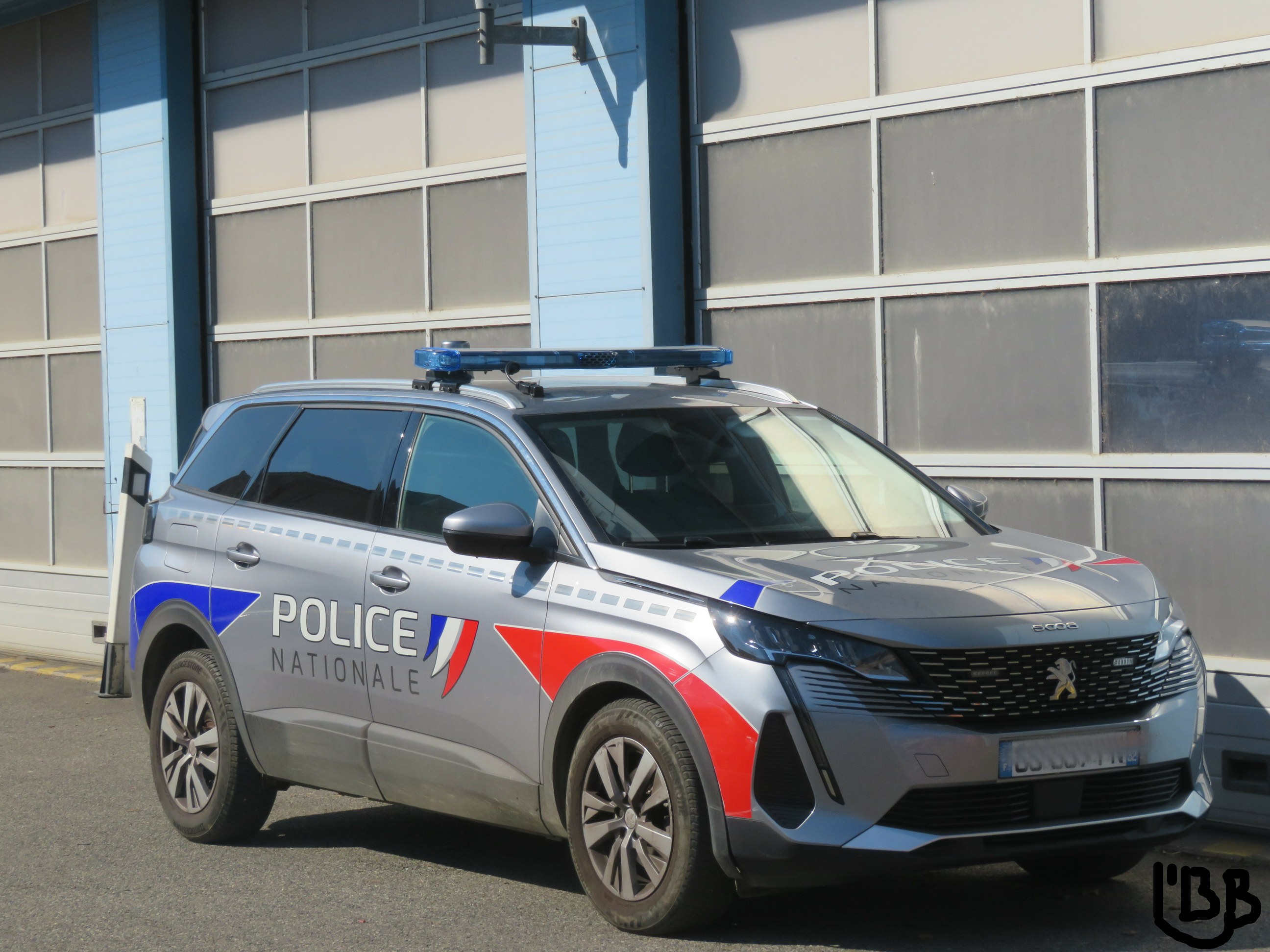 Photos de voitures de Police - Page 3066 - Auto titre