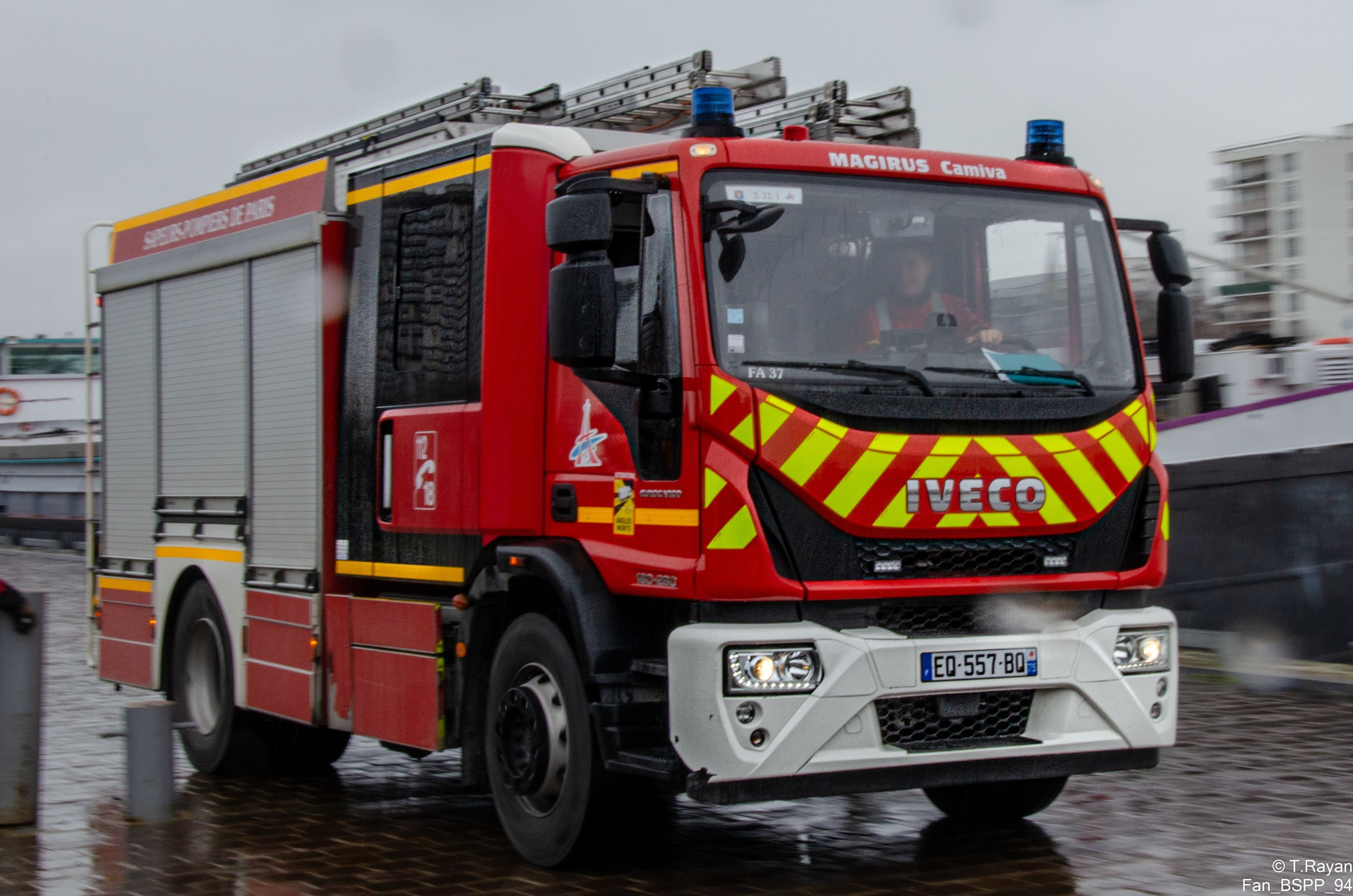 Véhicules des pompiers français - Page 2476 - Auto titre