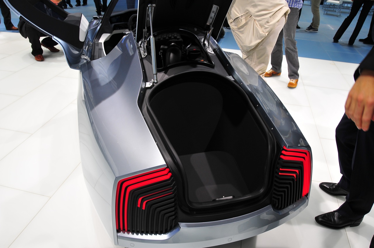 Volkswagen L1 - Auto titre