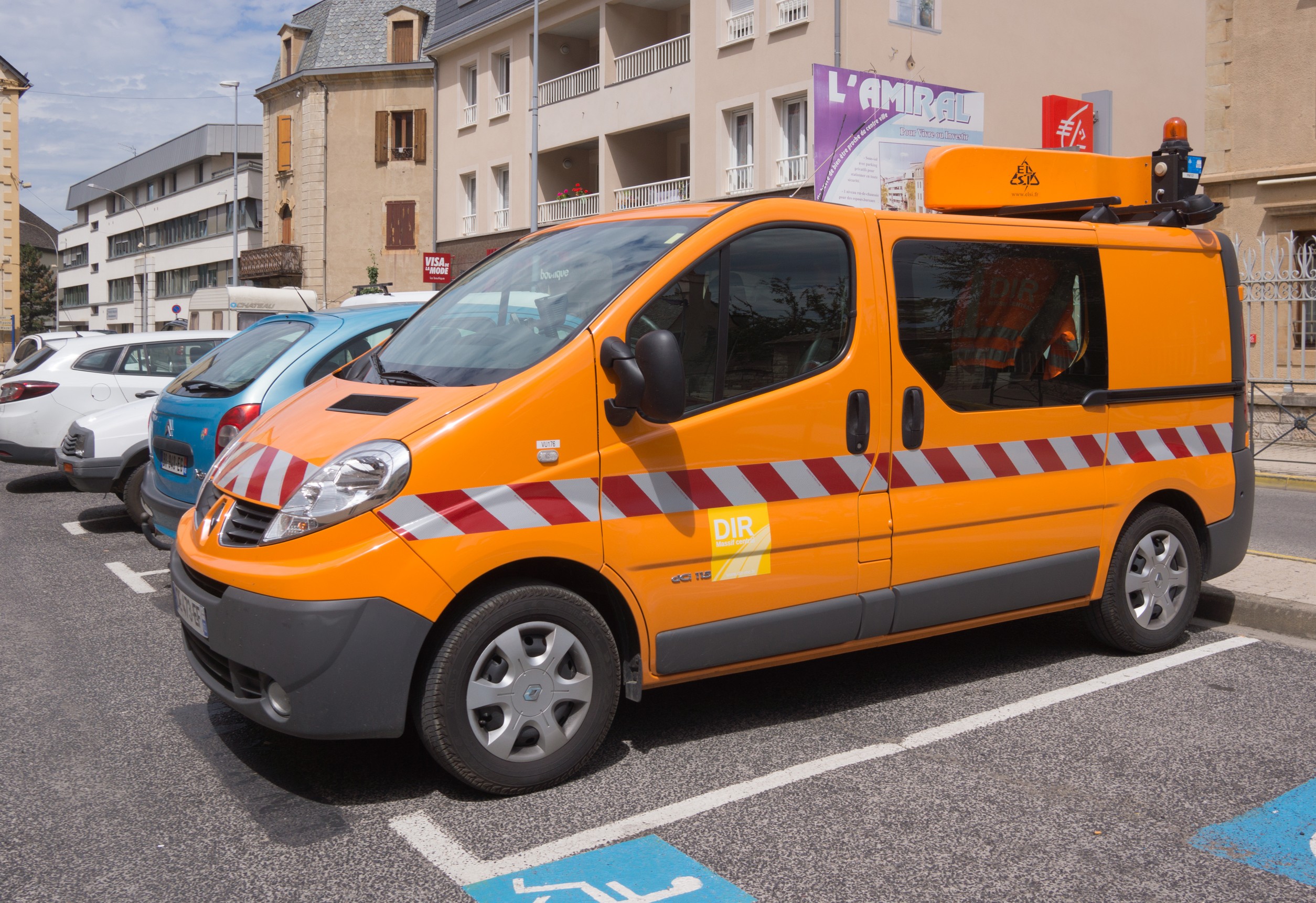 Les vehicules d'autoroute de la DDE et de la DIR - Page 218 - Auto titre