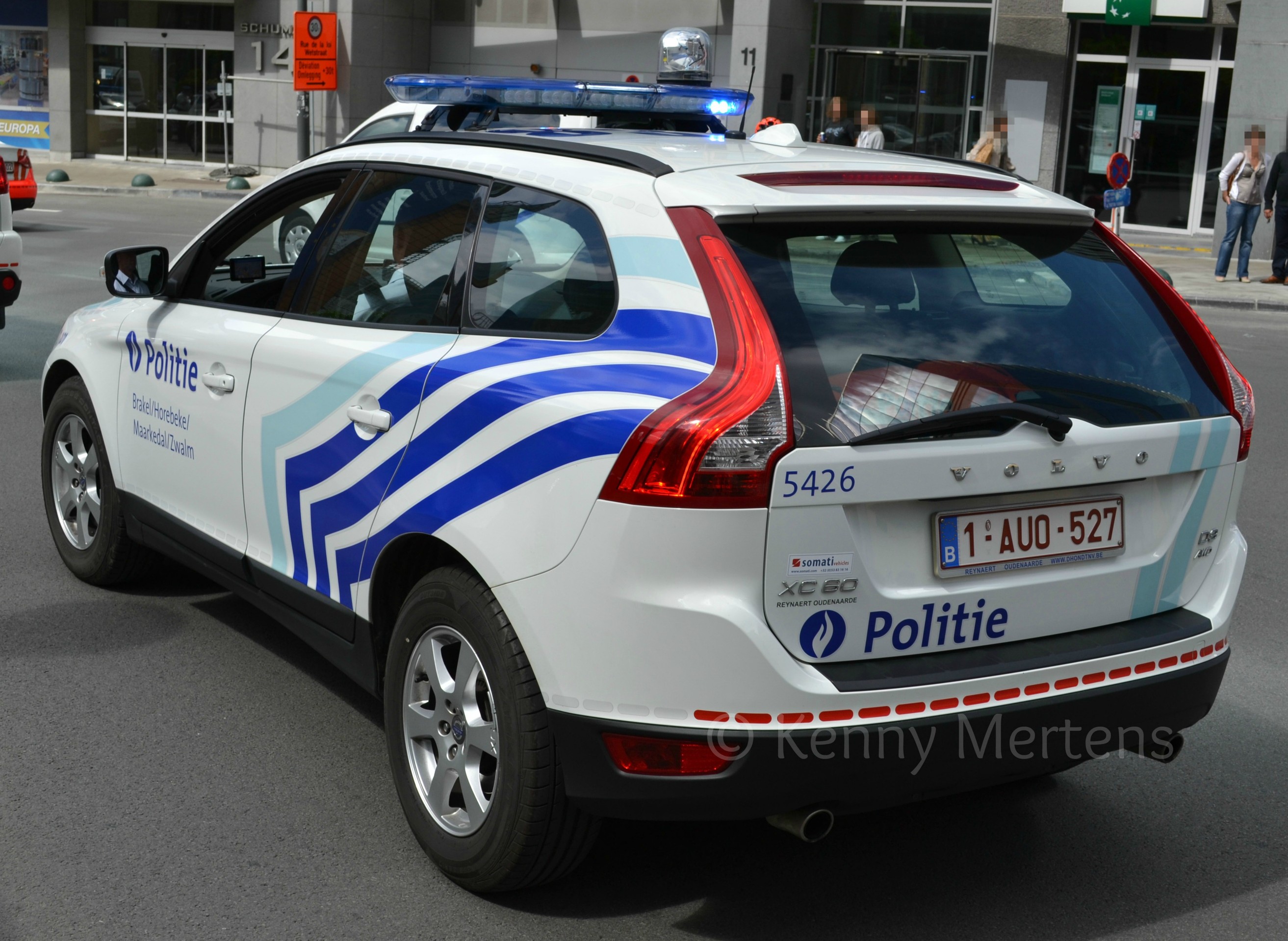 Photos de voitures de Police - Page 2047 - Auto titre