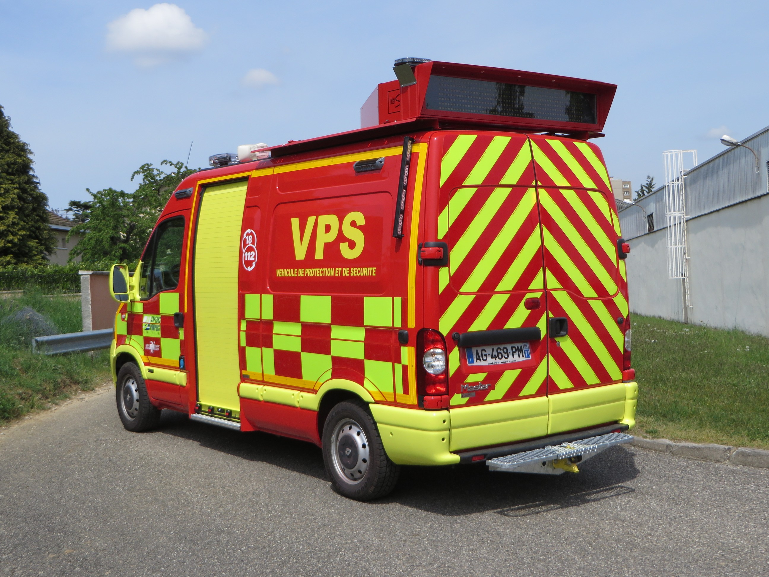 Véhicules des pompiers français - Page 1561 - Auto titre