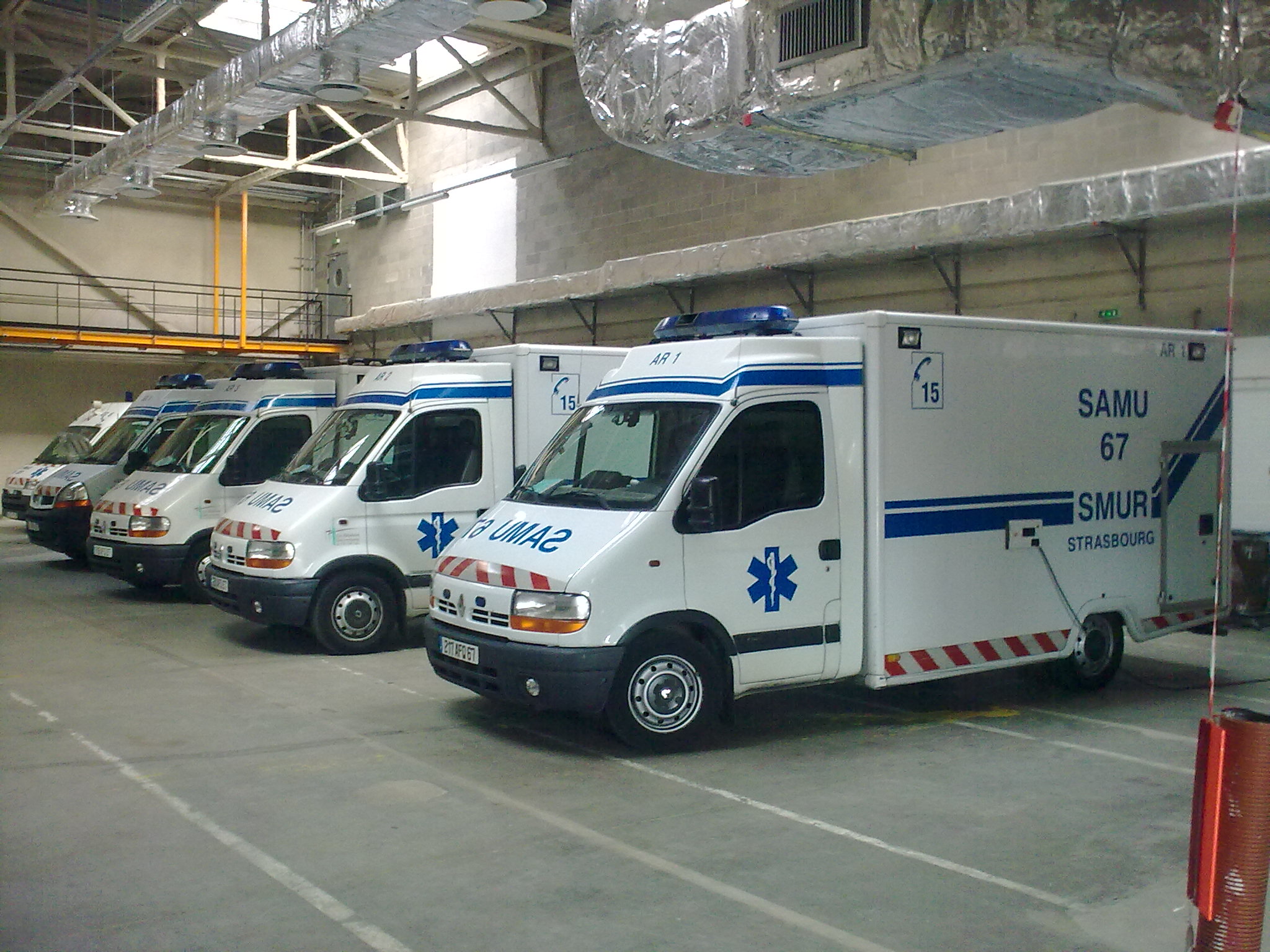 Véhicules SAMU et SMUR [réanimé] - Page 463 - Auto titre