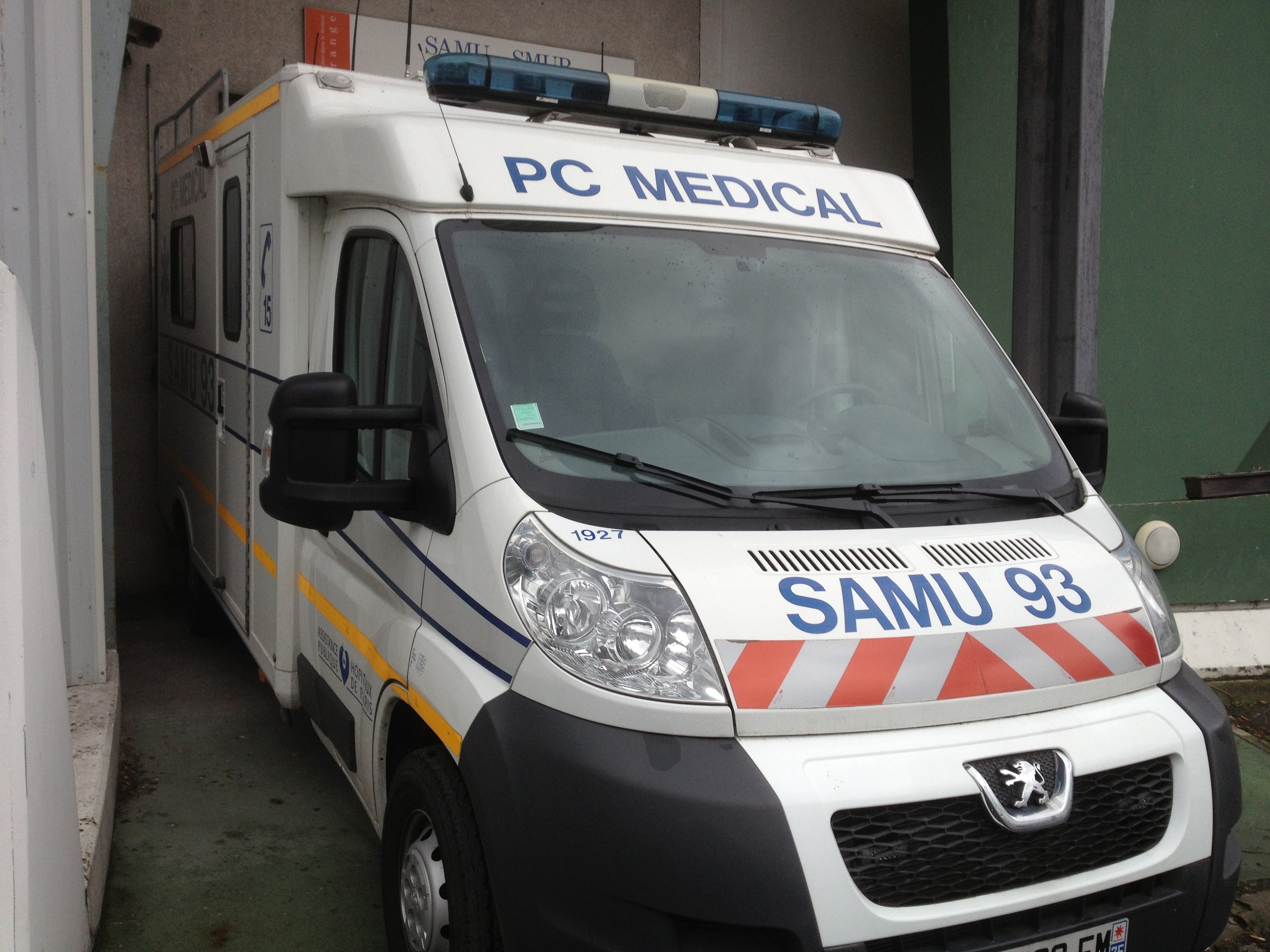 Véhicules SAMU et SMUR [réanimé] - Page 686 - Auto titre