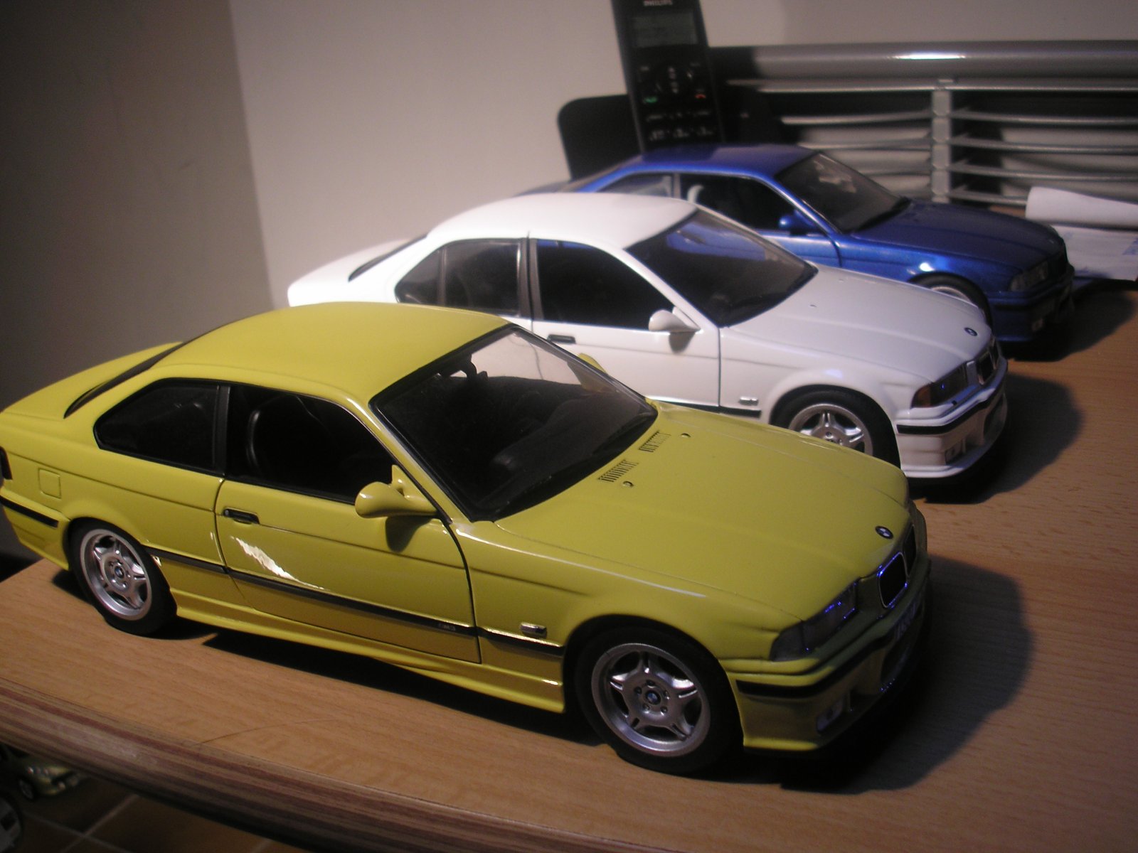 Post dédié exclusivement aux miniatures à l'échelle 1:18 - Page 648 ...