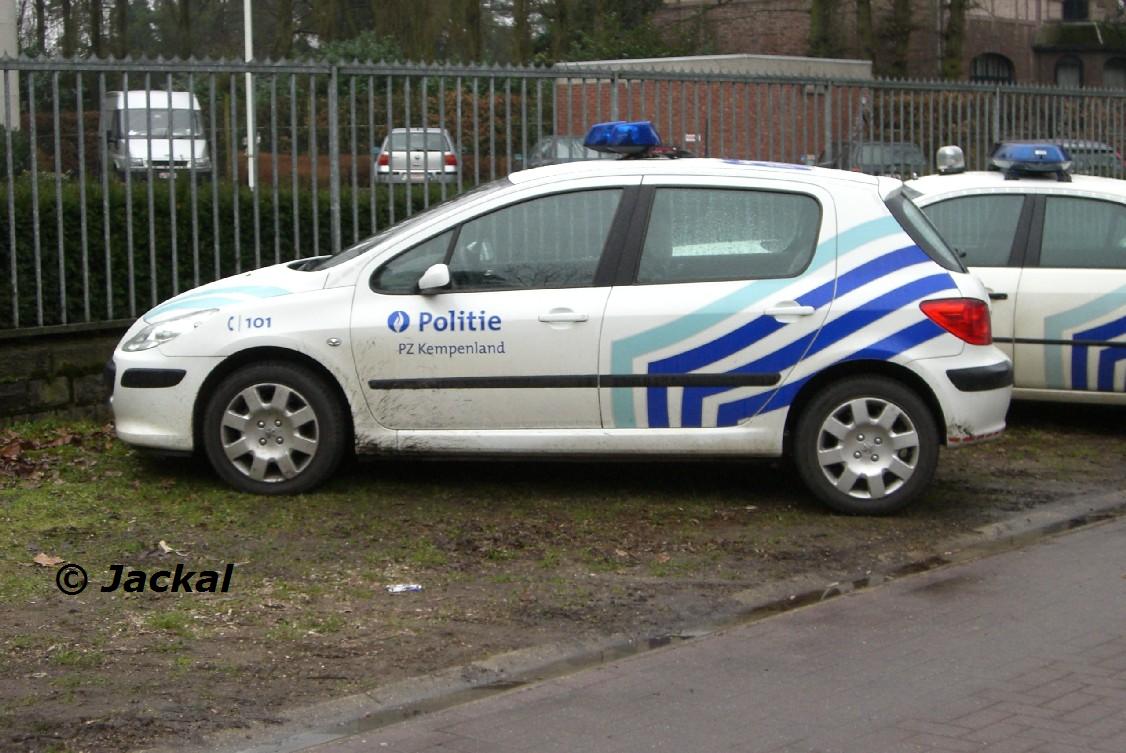 Photos de voitures de Police - Page 423 - Auto titre