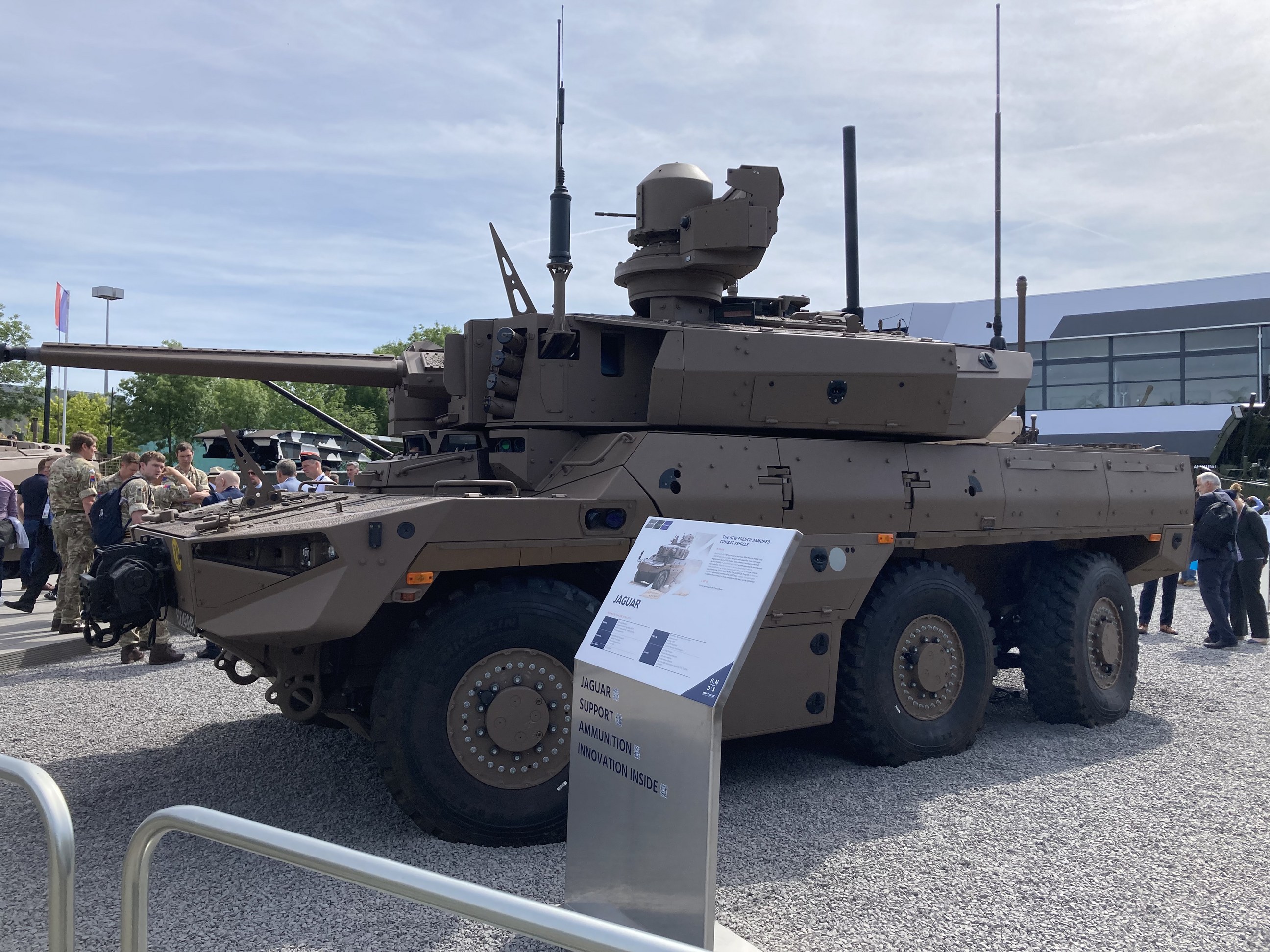 Eurosatory - Auto titre