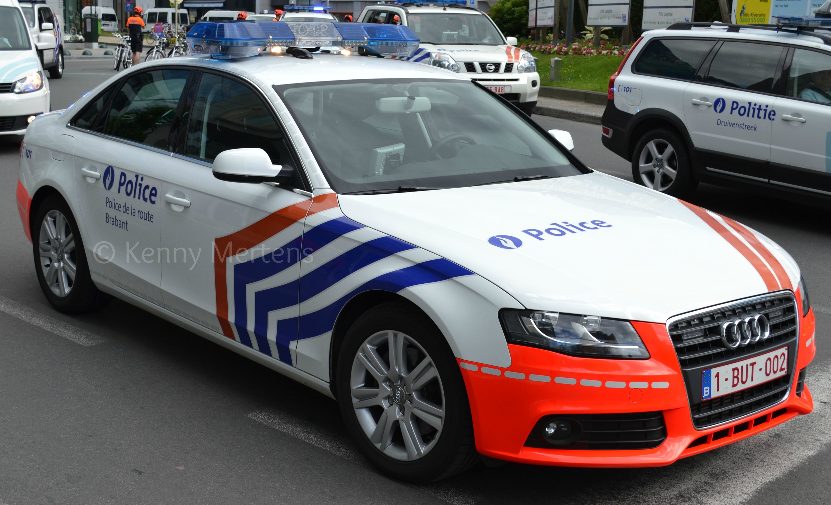 Photos de voitures de Police - Page 2047 - Auto titre