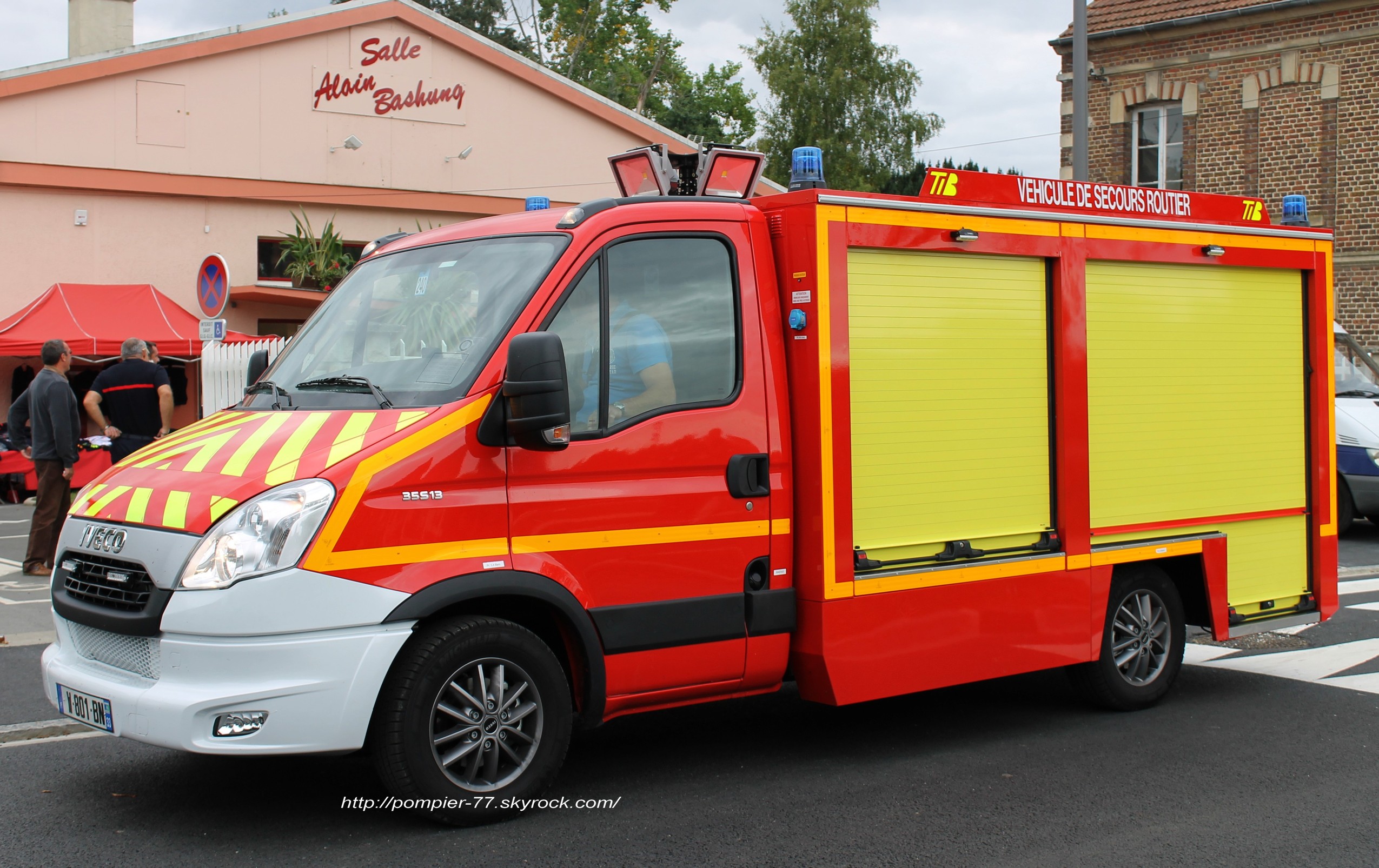 Véhicules des pompiers français - Page 1478 - Auto titre