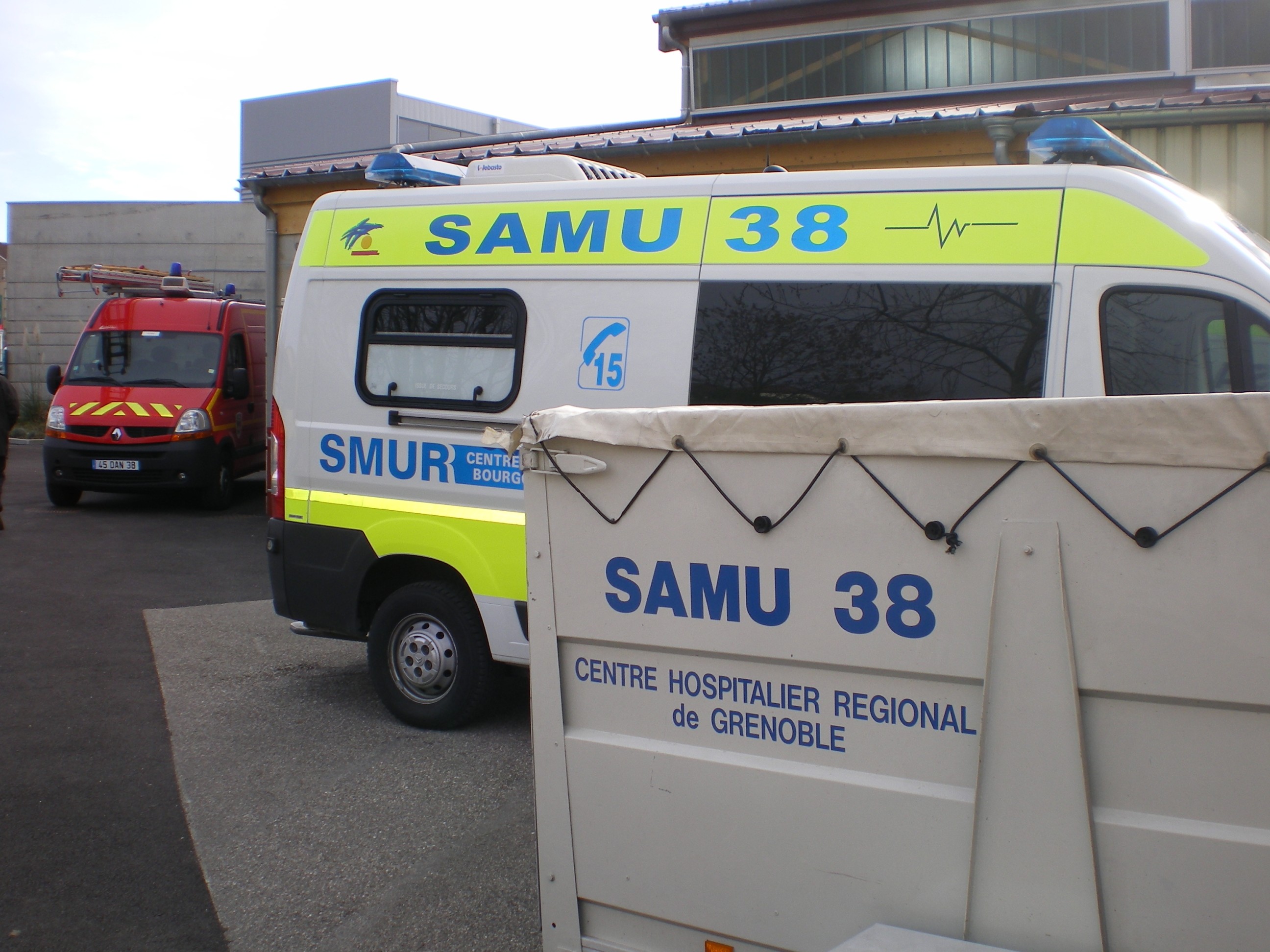 Véhicules SAMU et SMUR [réanimé] - Page 494 - Auto titre