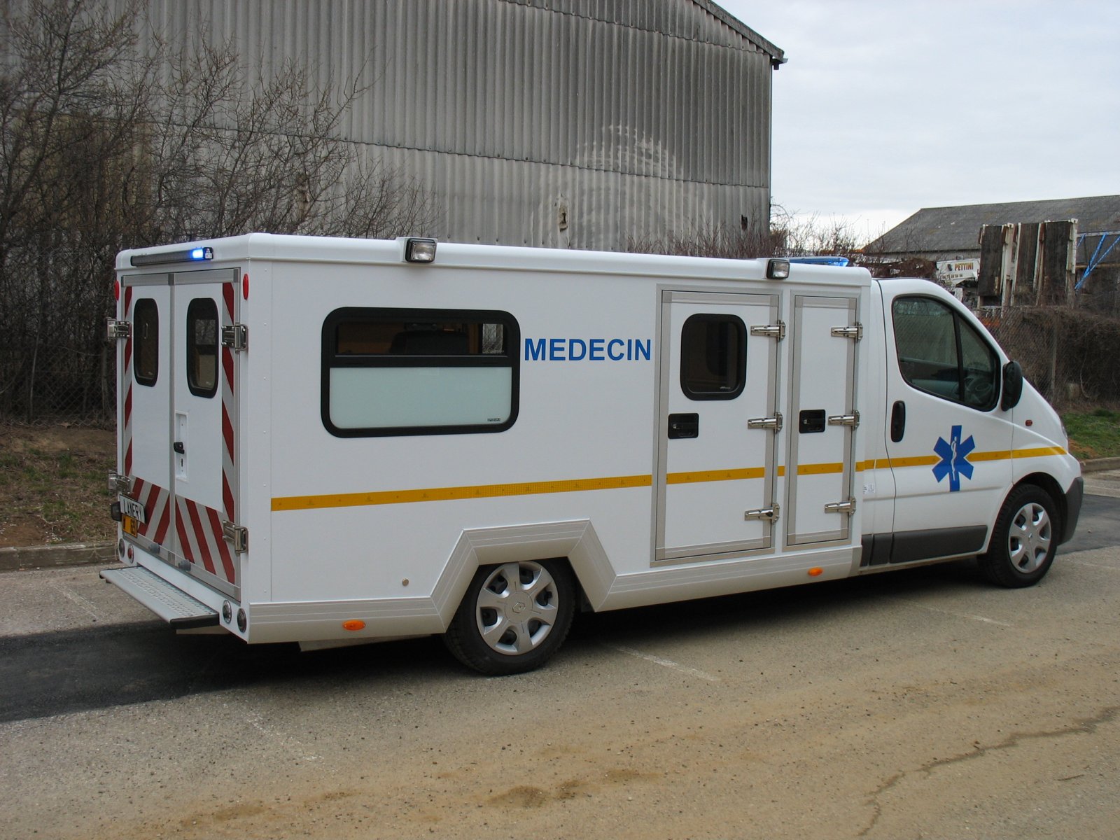 Véhicules SAMU et SMUR [réanimé] - Page 840 - Auto titre