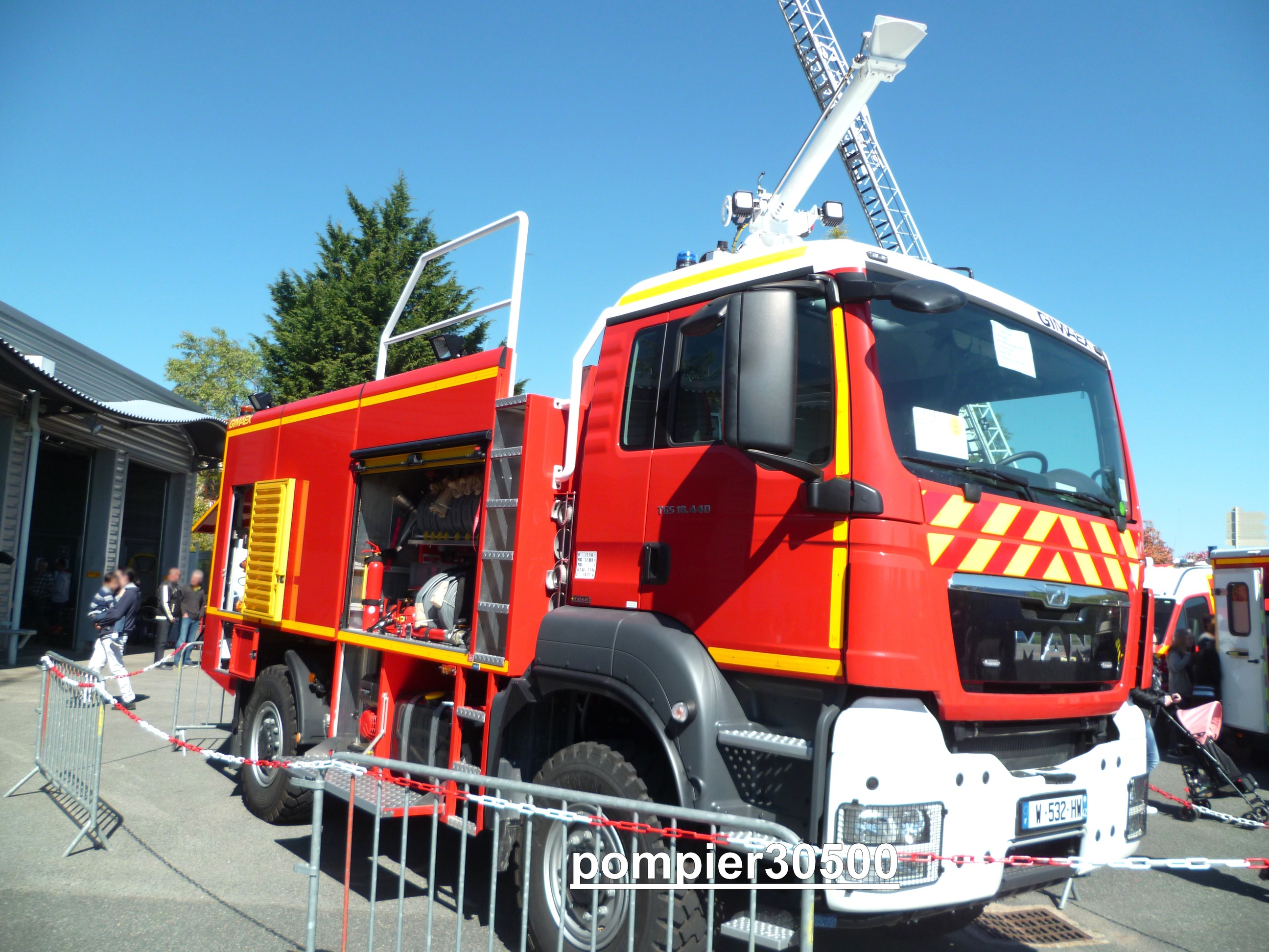 Véhicules des pompiers français - Page 1992 - Auto titre