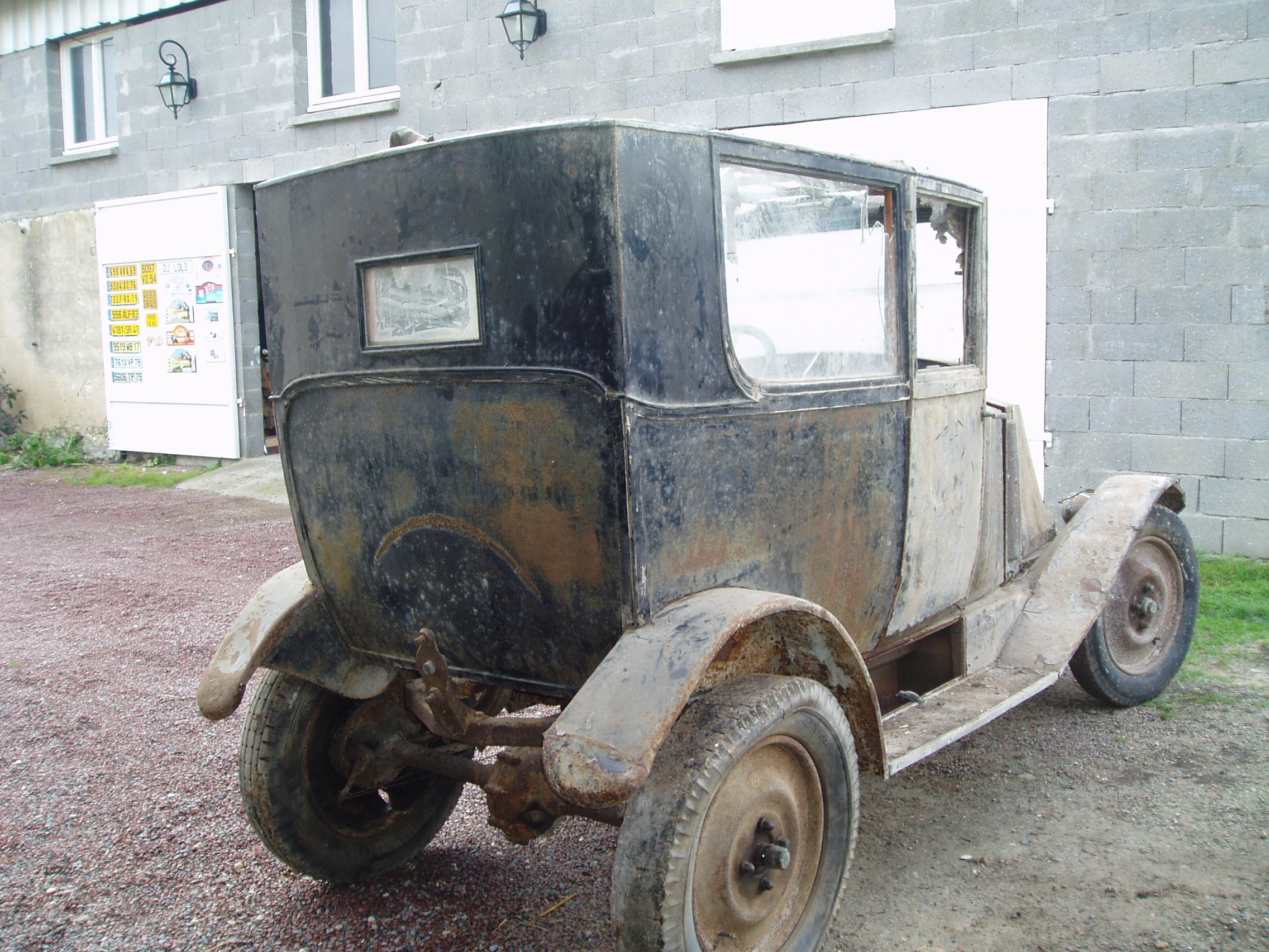 RENAULT 6cv NN - Page 10 - Auto titre