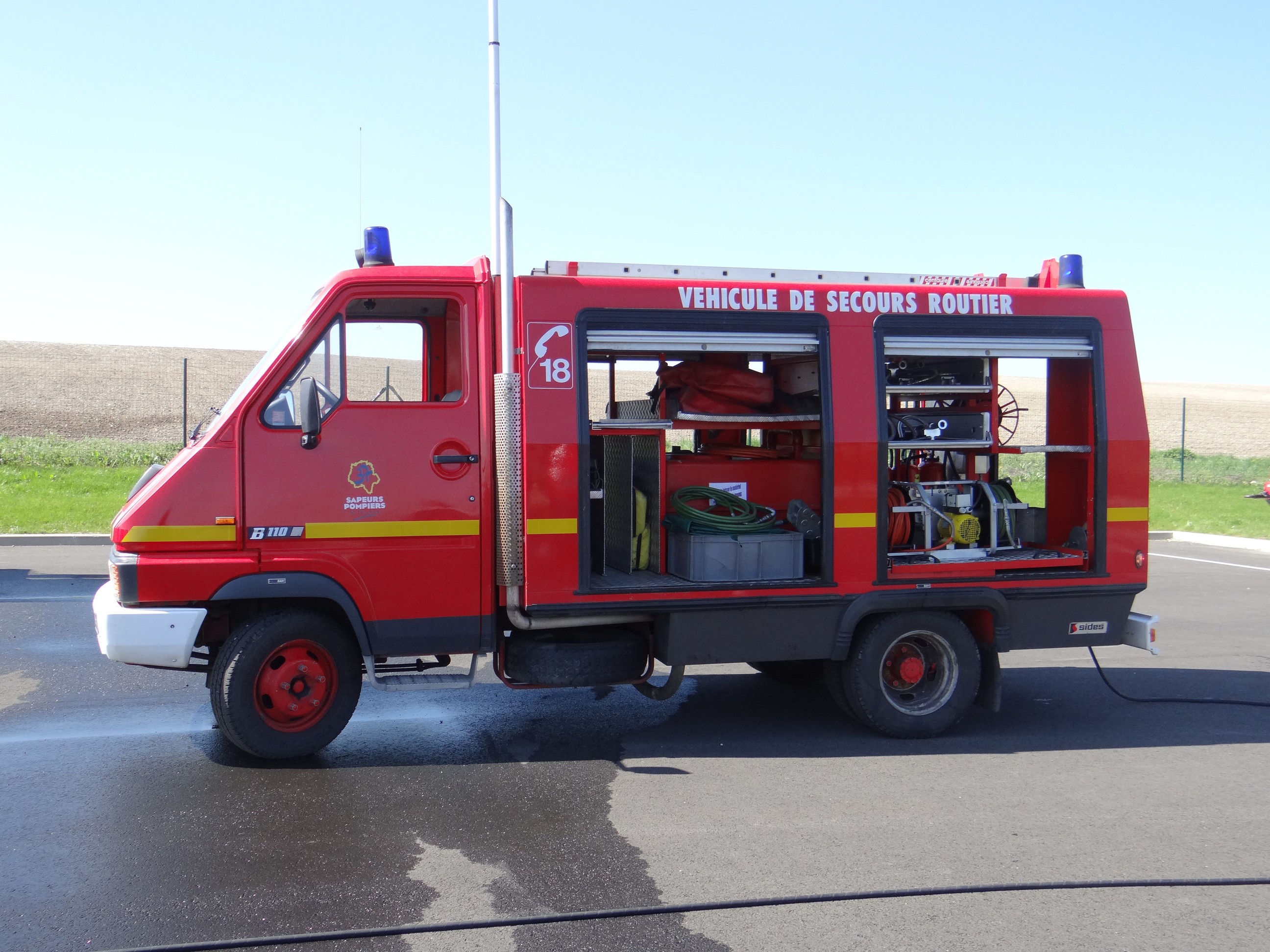 Véhicules des pompiers français - Page 1390 - Auto titre
