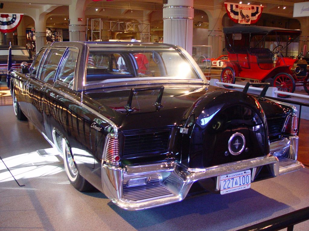 [photos] Detroit, la ville de l'automobile, et ses musés... - Auto titre