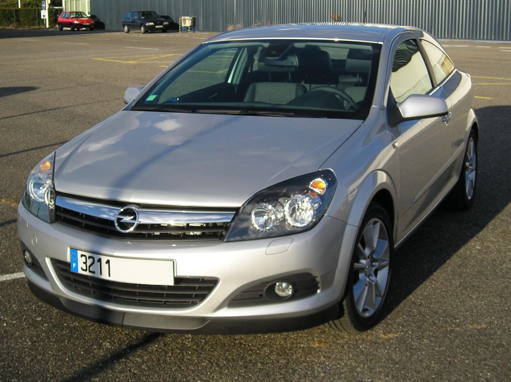Couleur pour une astra gtc - Auto titre