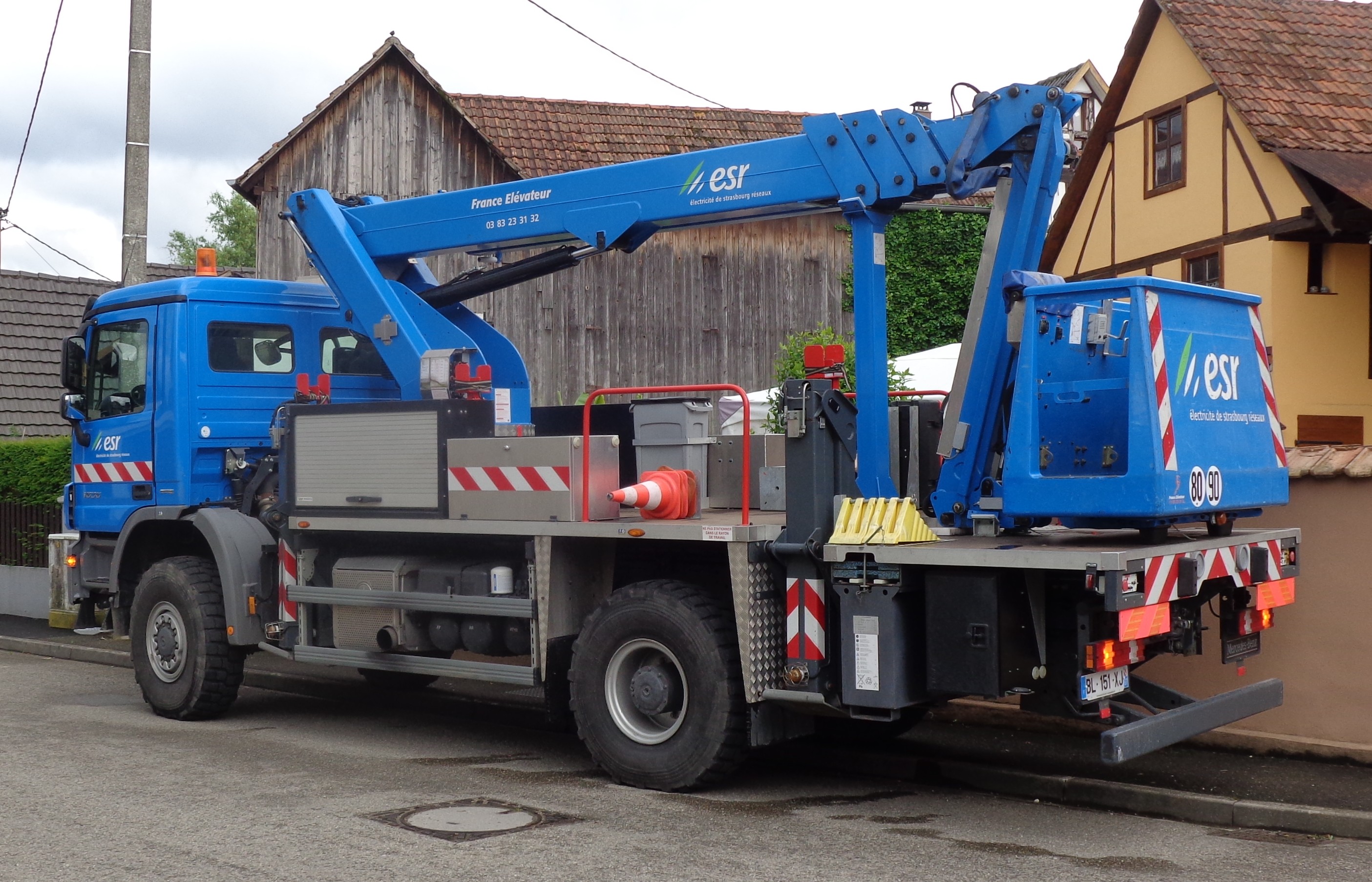 Vehicules EDF GDF - Page 8 - Auto titre