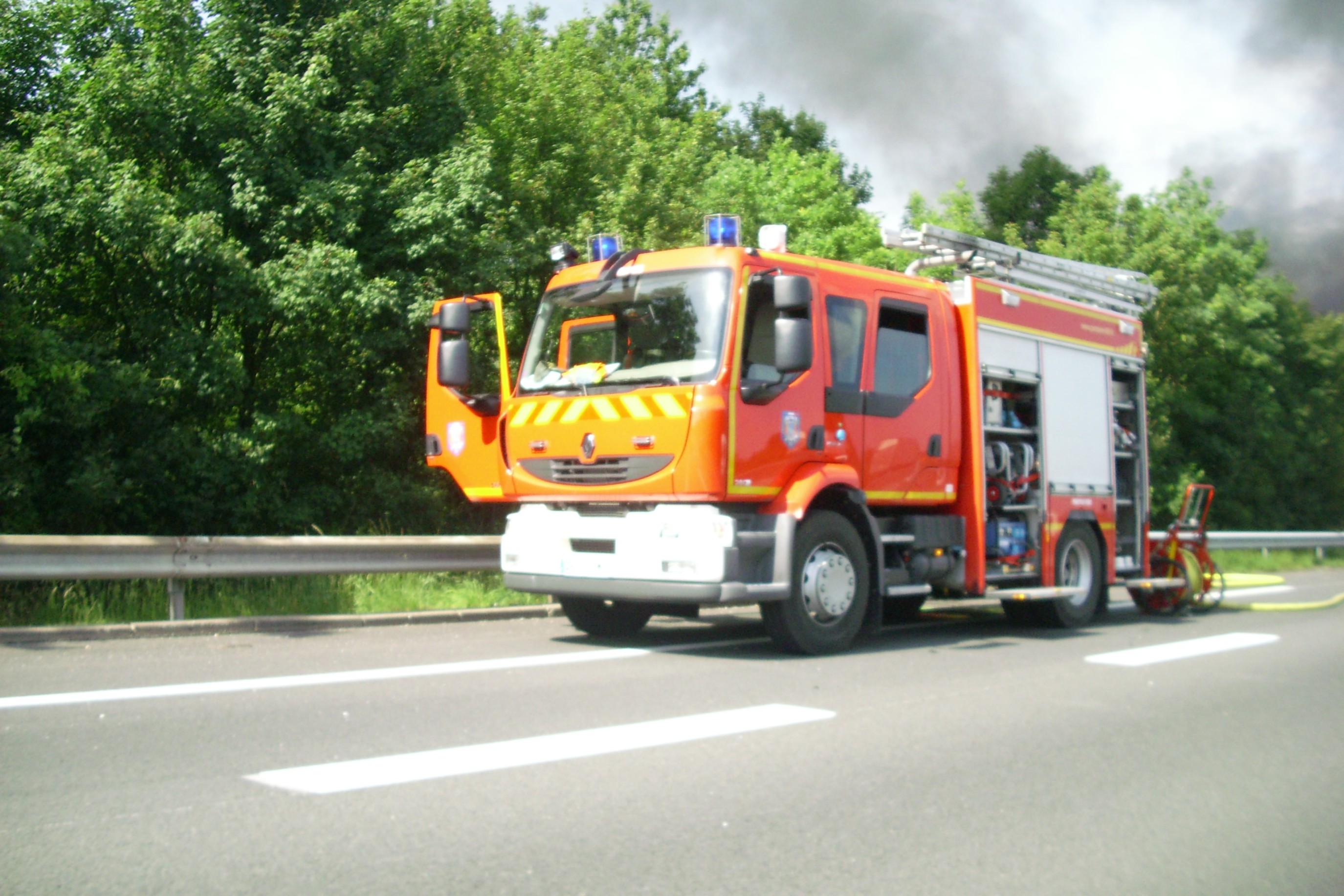 Véhicules des pompiers français - Page 860 - Auto titre