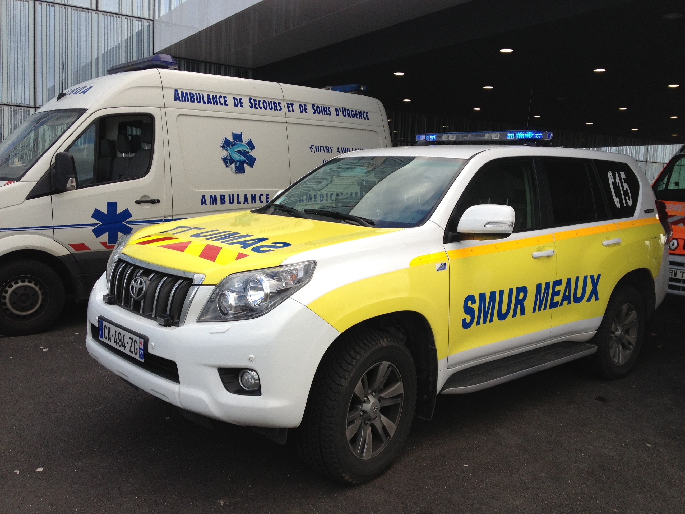 Véhicules SAMU et SMUR [réanimé] - Page 694 - Auto titre