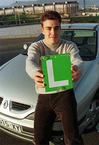 Daniel Ricciardo giving Force India the middle finger!!! : r/formula1