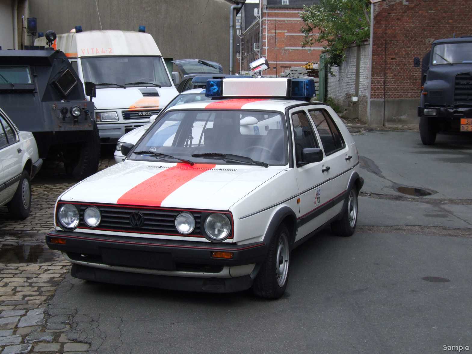 Photos de voitures de Police - Page 757 - Auto titre