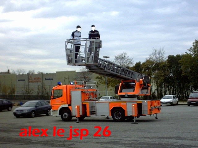 Véhicules des pompiers français - Page 68 - Auto titre