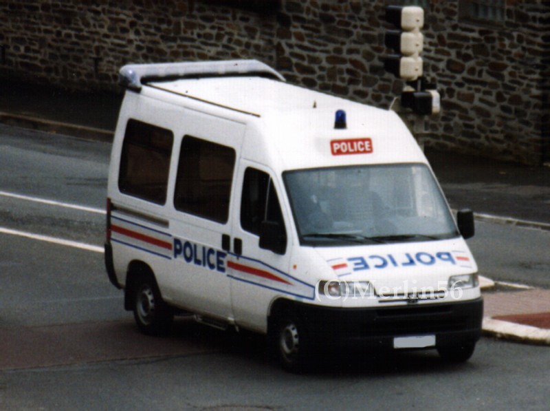 Photos de voitures de Police - Page 1077 - Auto titre