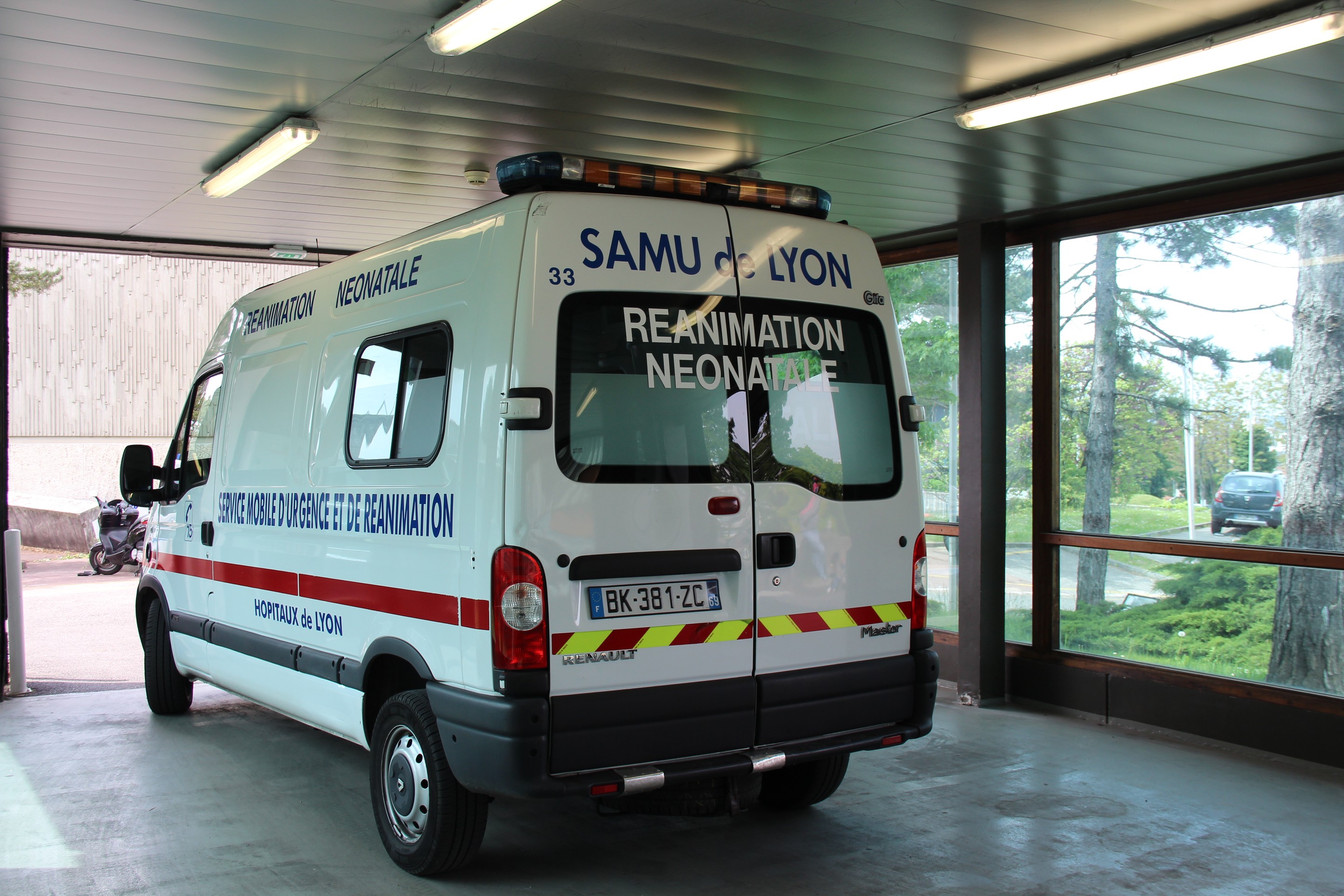 Véhicules SAMU et SMUR [réanimé] - Page 788 - Auto titre