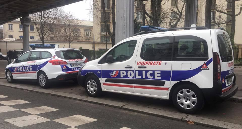 Photos de voitures de Police - Page 2479 - Auto titre