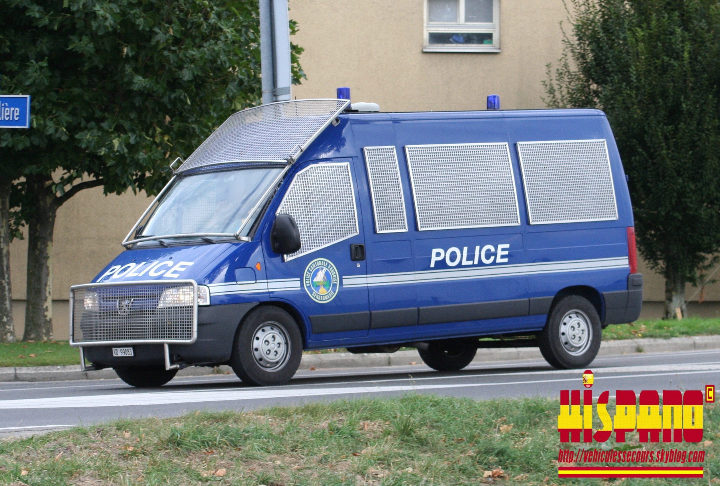 Photos de voitures de Police - Page 1385 - Auto titre