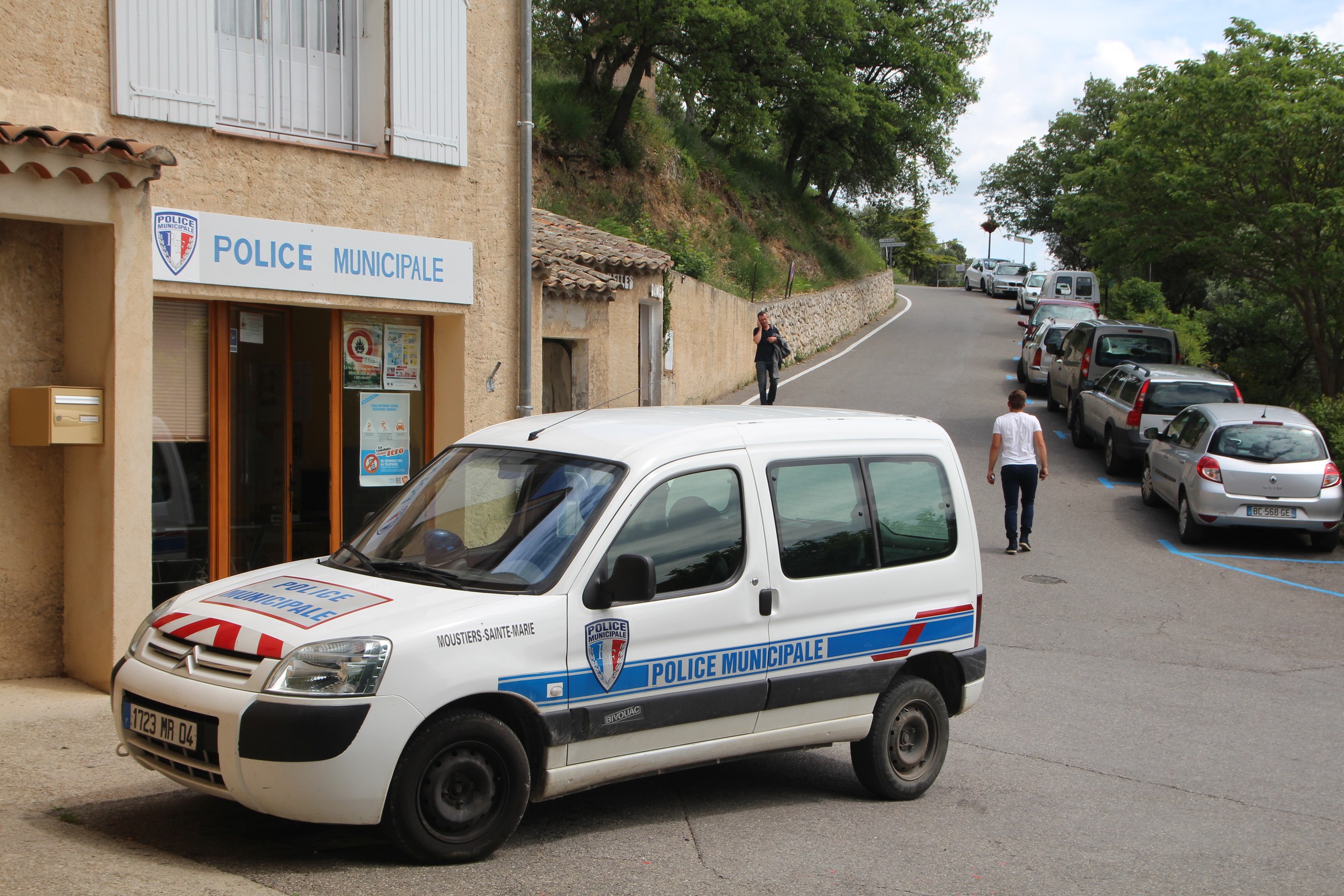 Photos de voitures de Police - Page 2411 - Auto titre