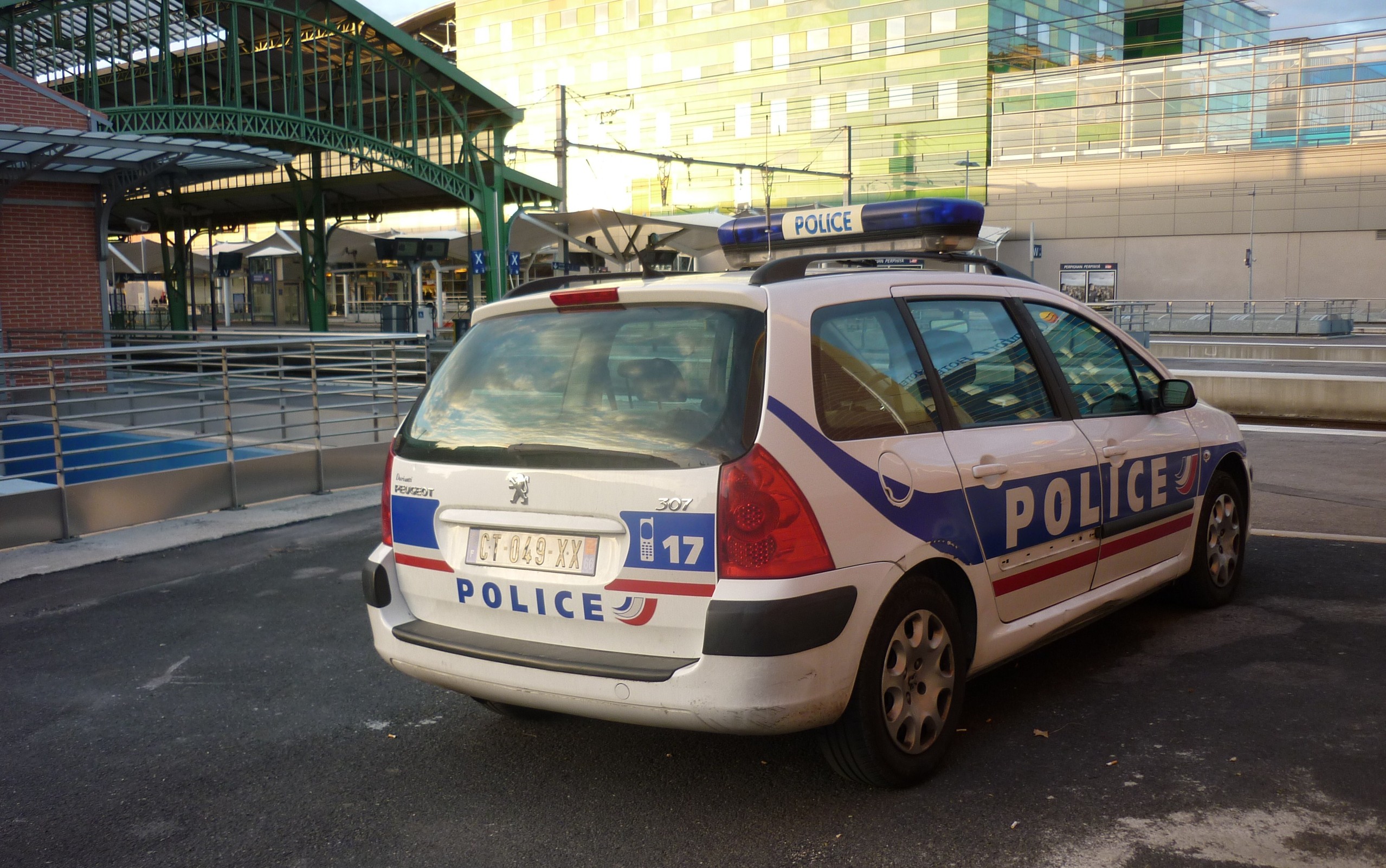 Photos de voitures de Police - Page 2247 - Auto titre