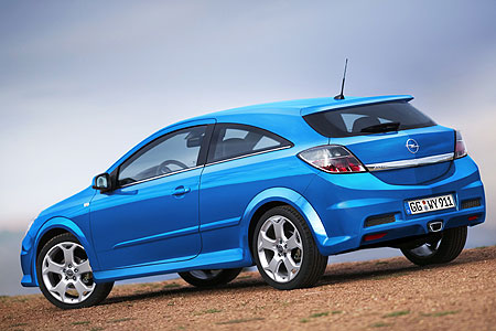 Nouvelle Astra Opc 240 ch - Auto titre