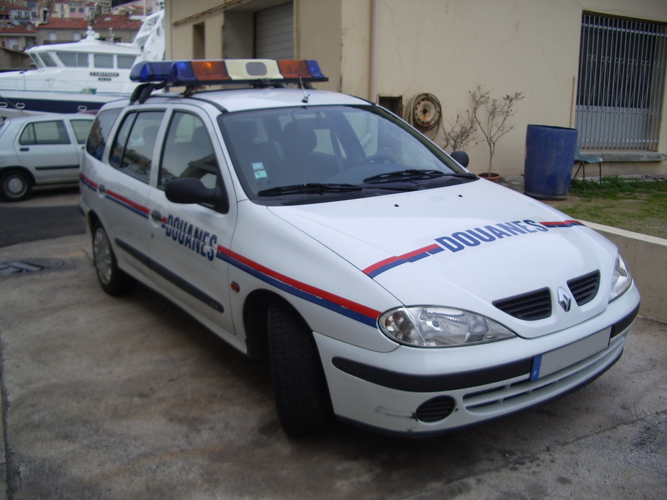 DOUANES - photos - Page 21 - Auto titre