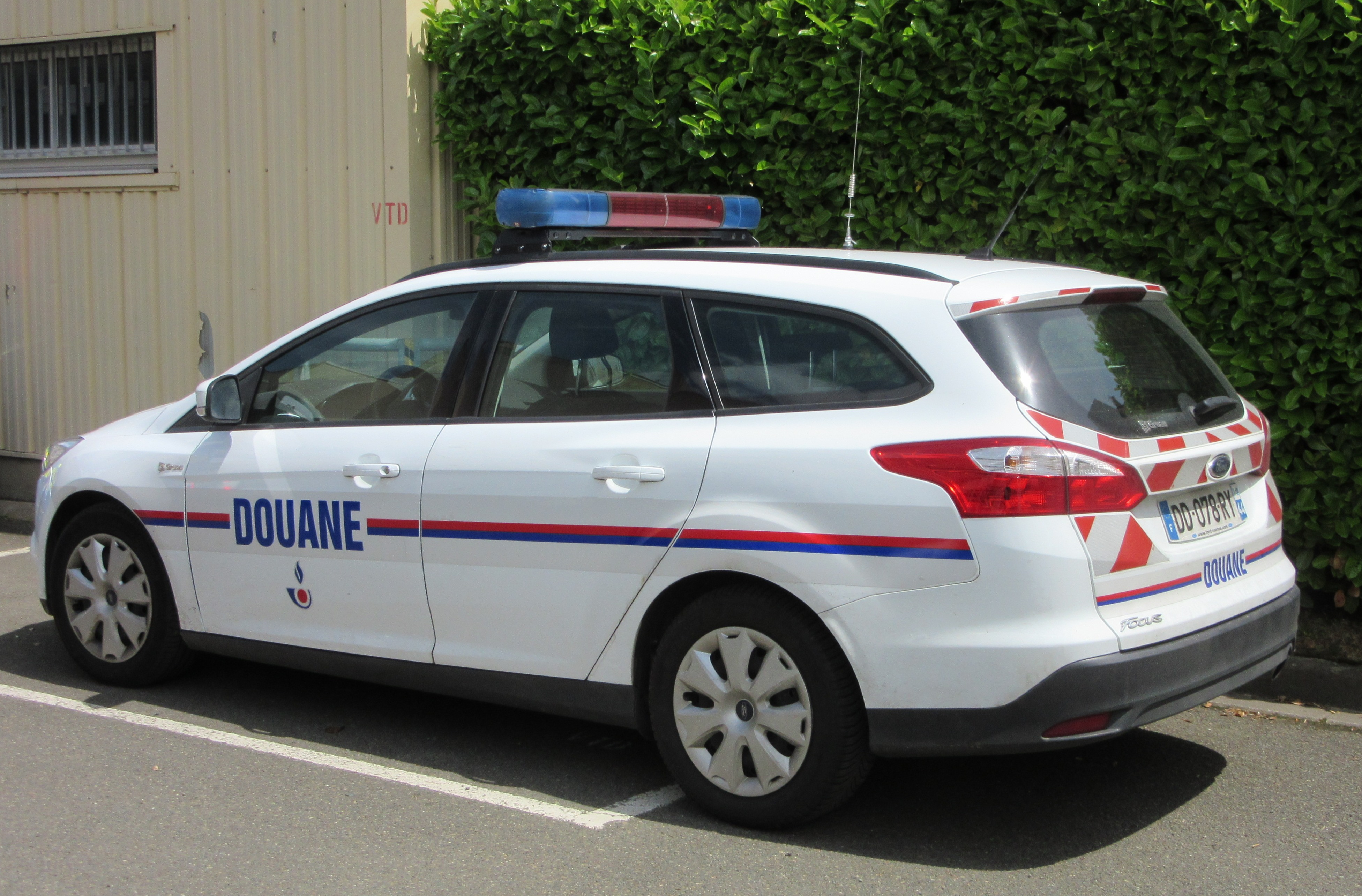 DOUANES - photos - Page 48 - Auto titre