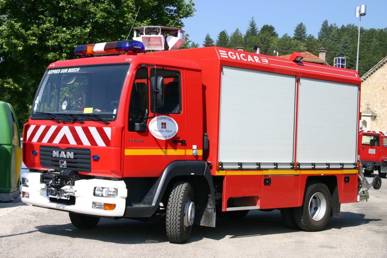 Véhicules des pompiers français - Page 41 - Auto titre