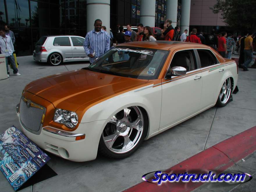 Photoshop Chrysler 300 C - Auto titre