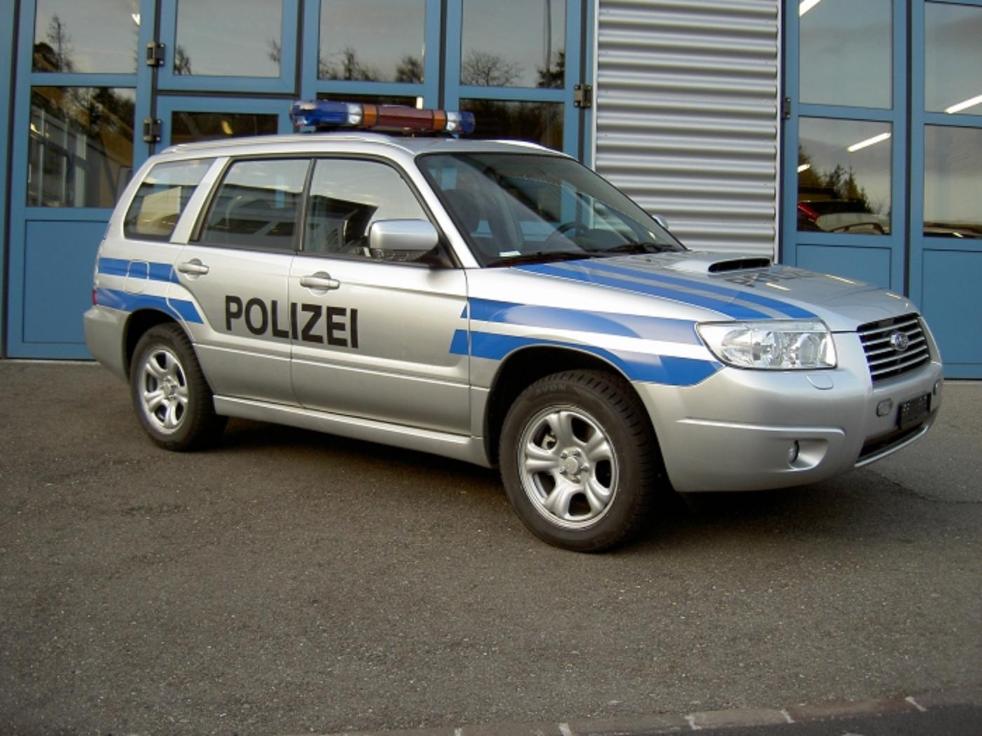 Photos de voitures de Police - Page 936 - Auto titre