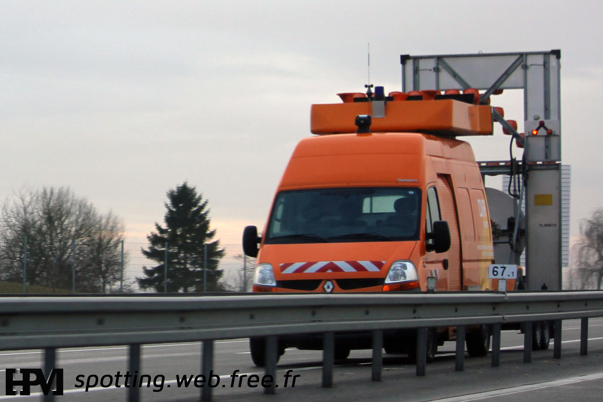 Les vehicules d'autoroute de la DDE et de la DIR - Page 213 - Auto titre