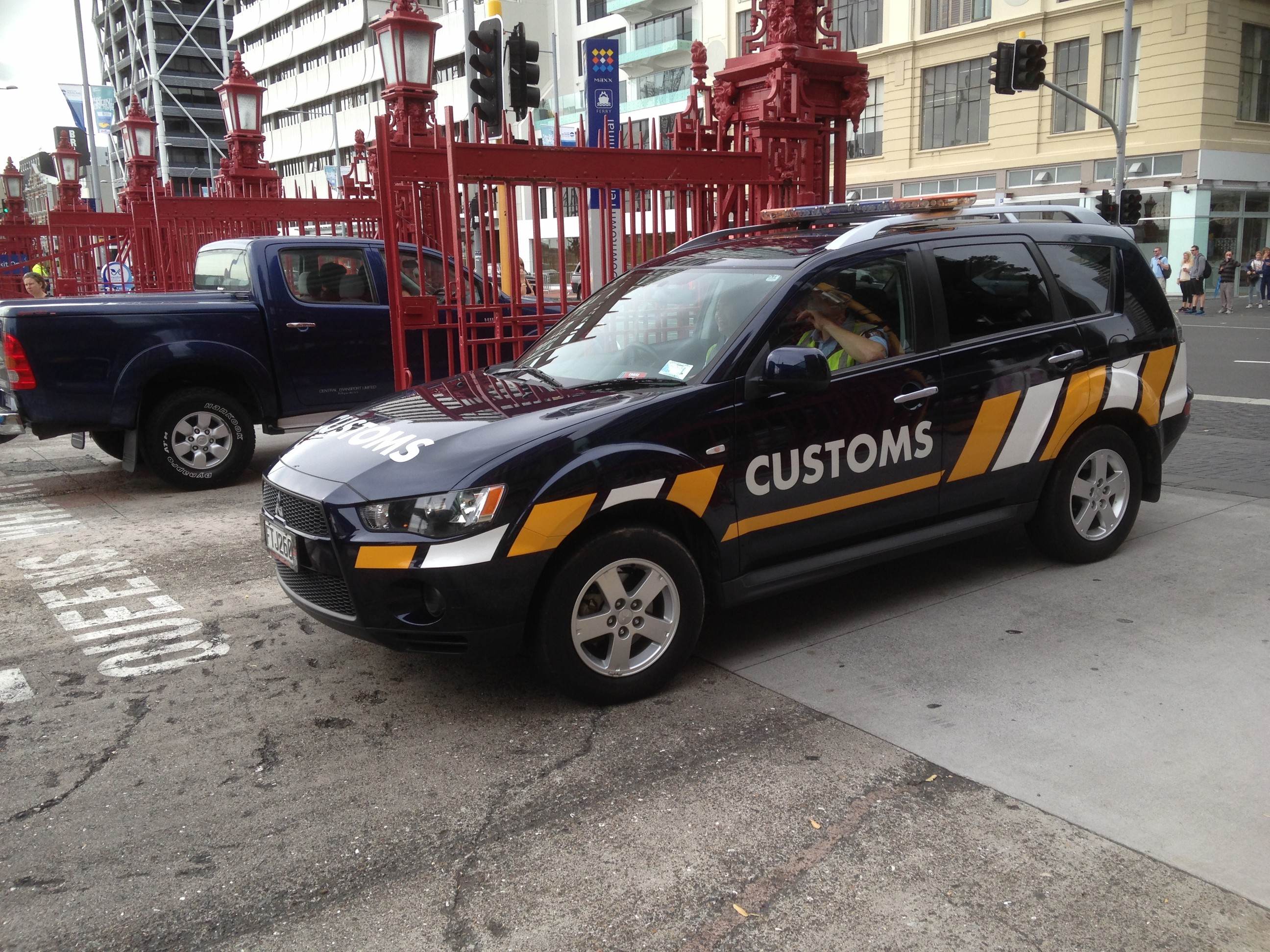 DOUANES - photos - Page 48 - Auto titre