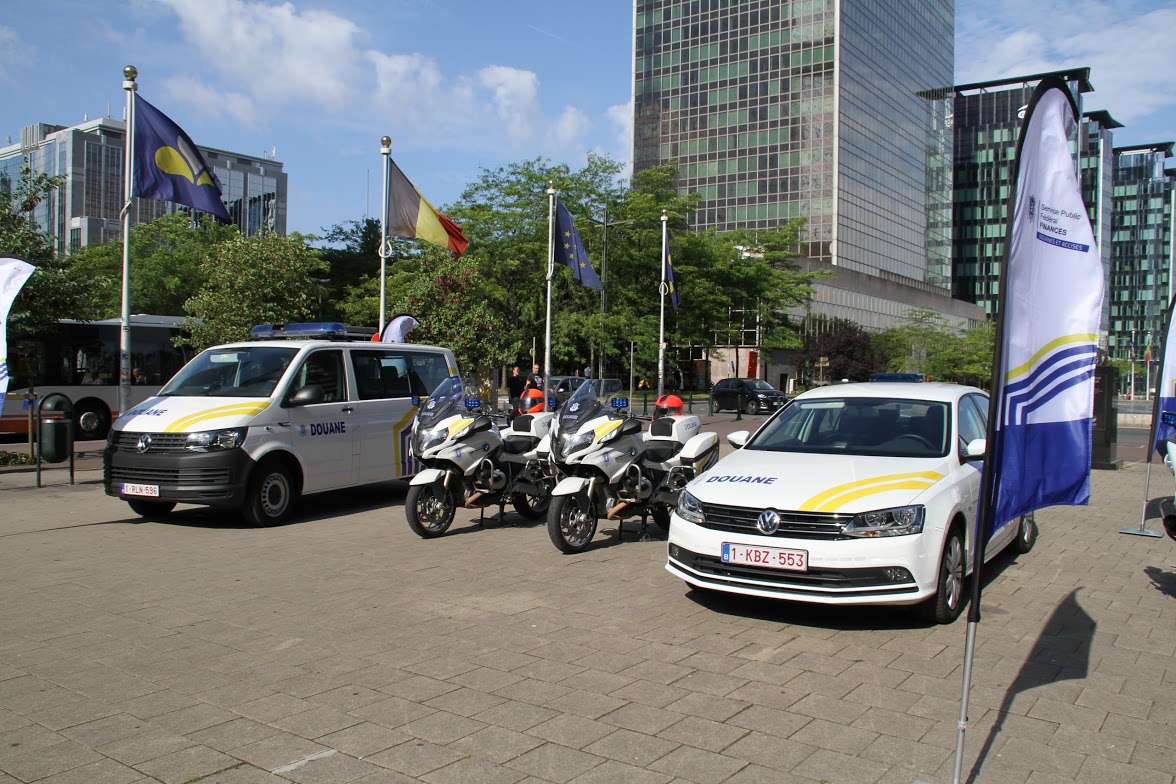 DOUANES - photos - Page 44 - Auto titre