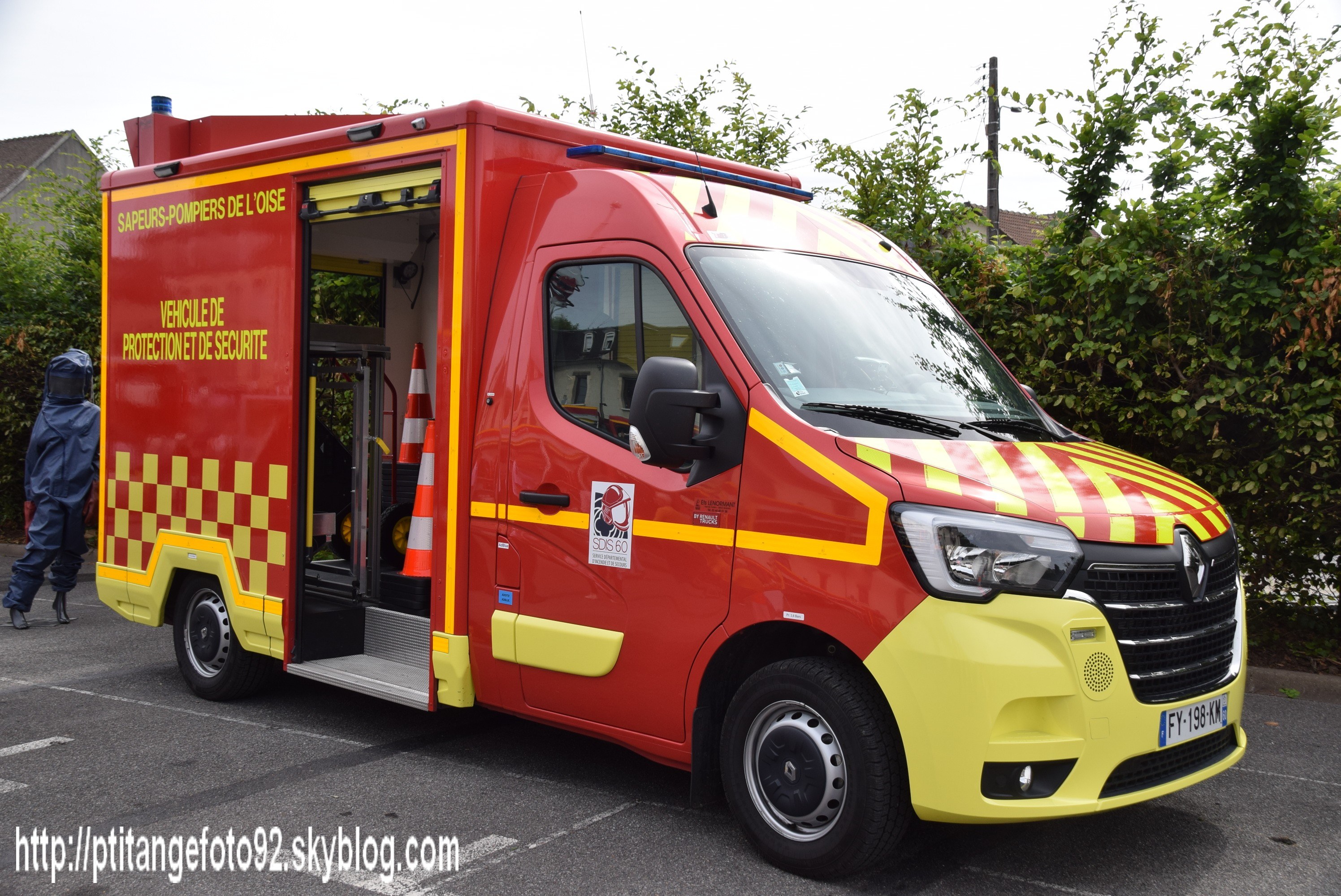 Véhicules des pompiers français - Page 2426 - Auto titre