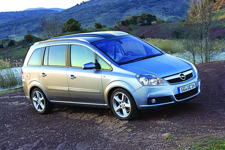 Votre Monospace compact préféré (6-7 places) - Auto titre