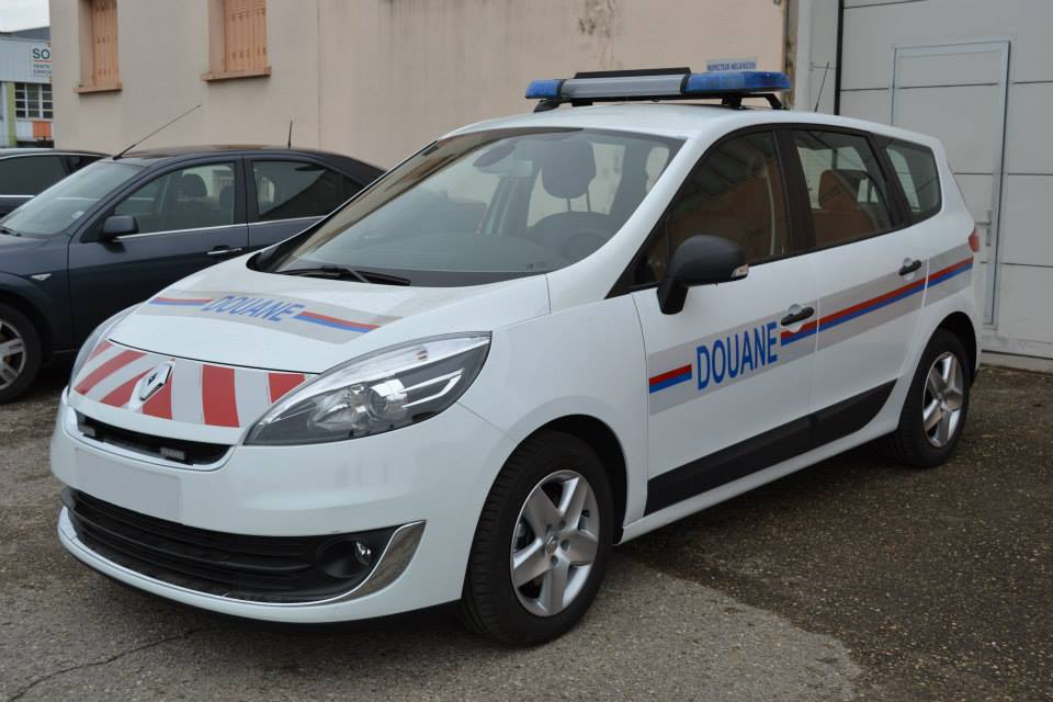 DOUANES - photos - Page 37 - Auto titre